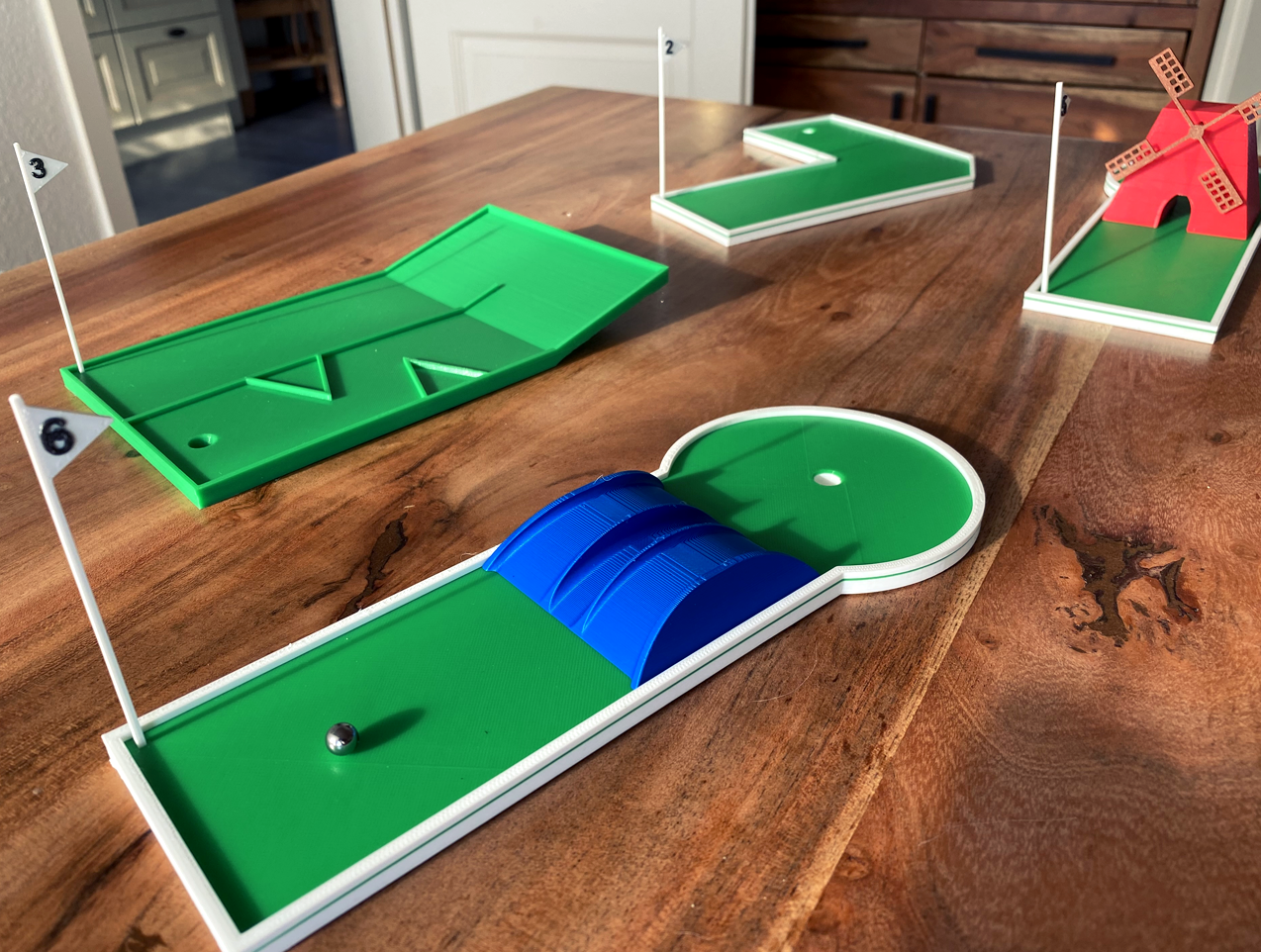 Table Minigolf (Par 6) by Nils Kal | Download free STL model ...