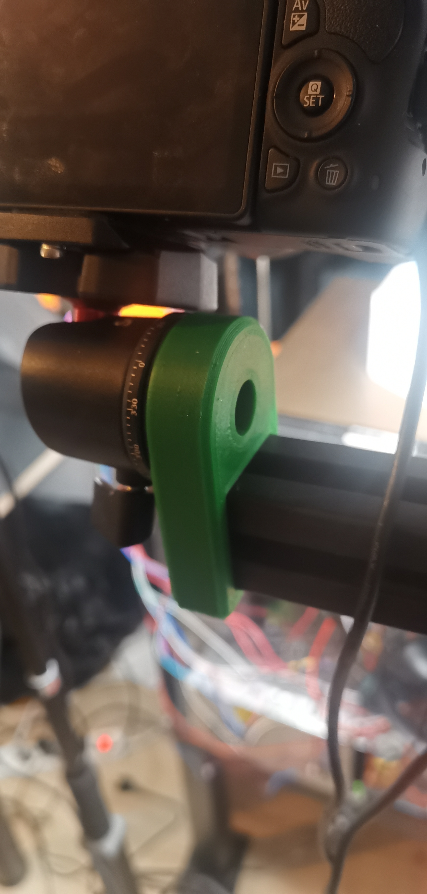 Wallmount for extrusion and camera by Avdieking3D | Download free STL ...