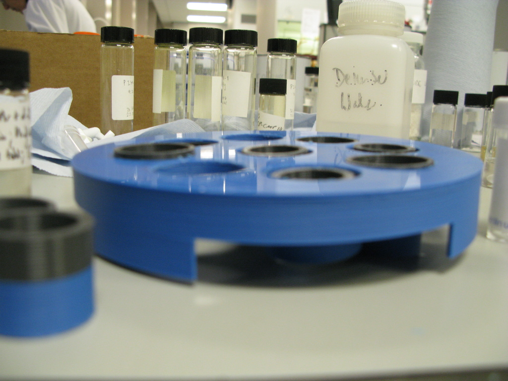 Vial holder for stirring multiple vials on lab stirrer/hotplate by bart ...