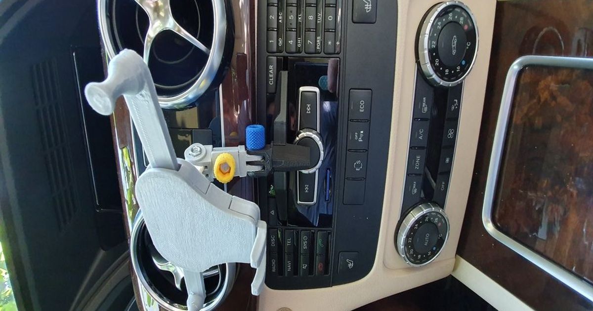 Phone holder CD mount by andy25lion | Download free STL model ...