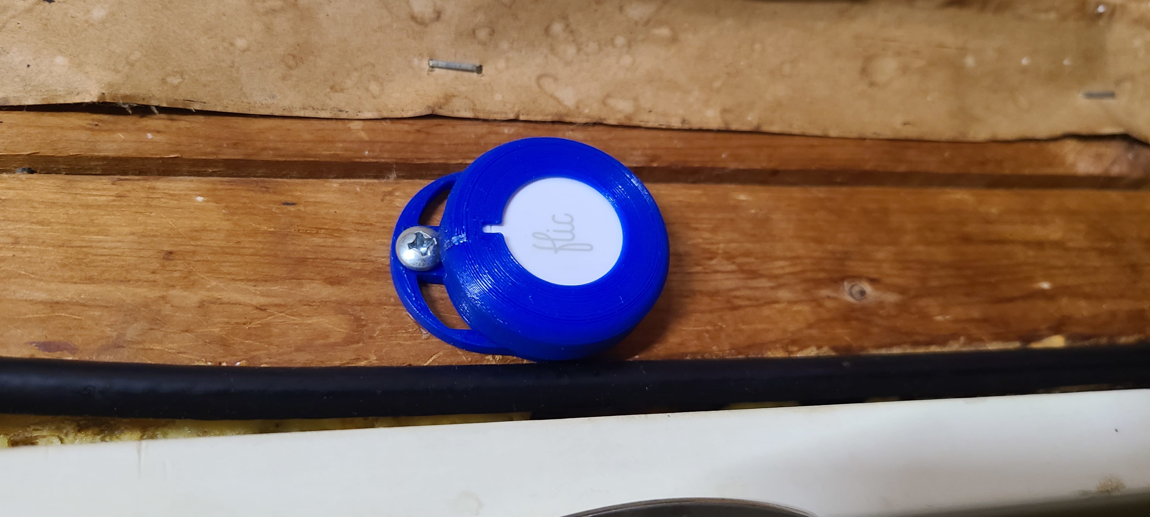 Flic 2 Button Keychain & Wallmount by Abandoned | Download free STL ...