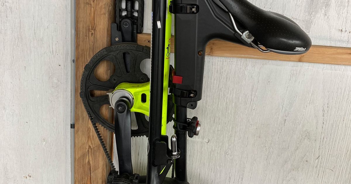 Wall Mount For Strida Folding Bike by red5alex | Download free STL ...