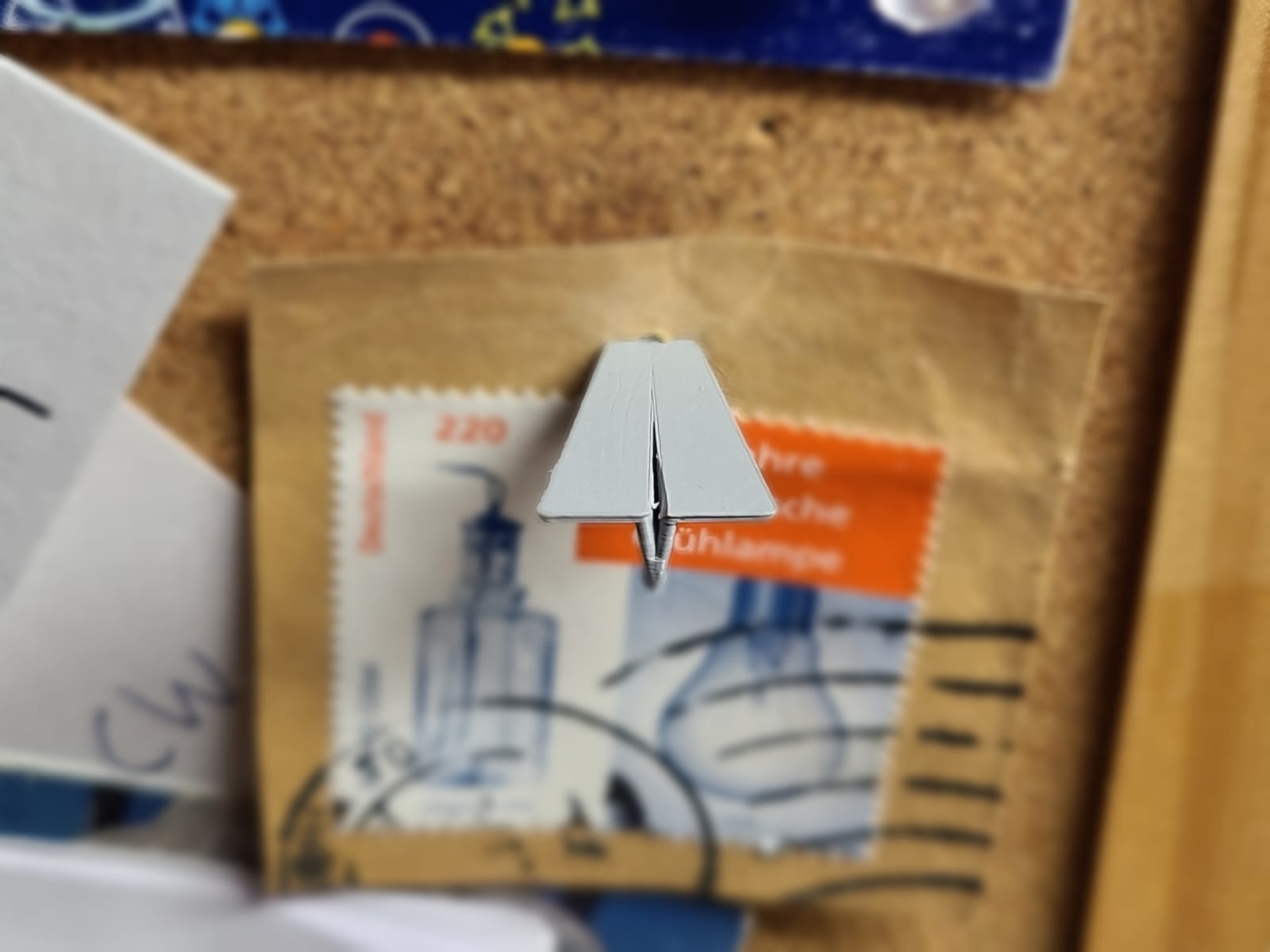 Paper Plane Pin by FabianVeile | Download free STL model | Printables.com