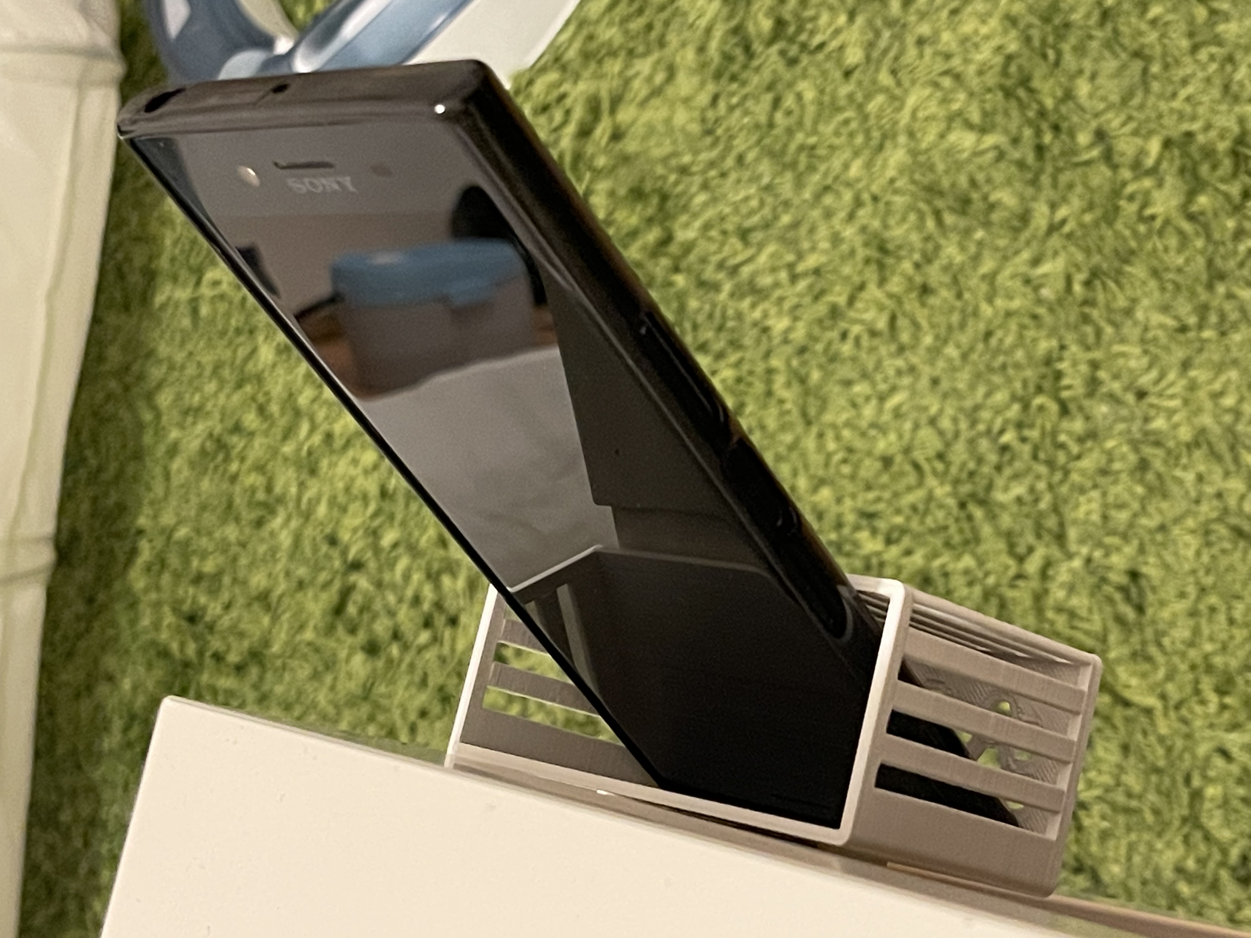 Ikea Lack mobile phone & remote tray by race85com | Download free STL ...