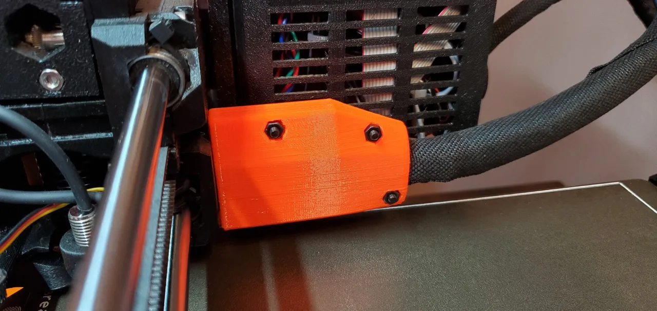 Prusa Mk3 Extruder Cable Cover REMIX by ClarkWorks | Download free STL ...