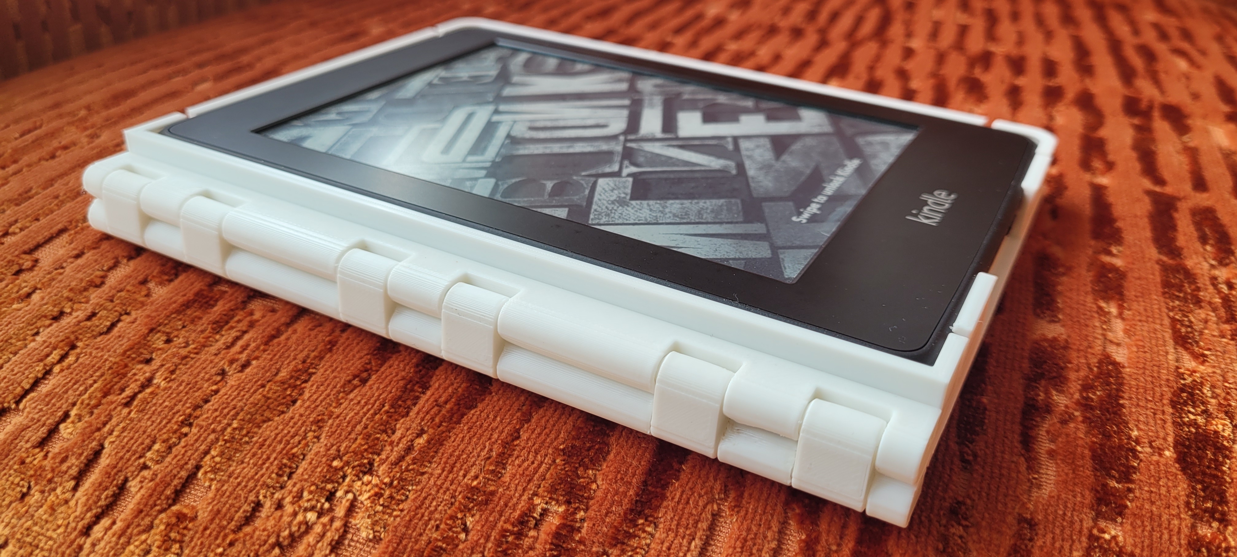 Kindle Case with 360 foldable hinged cover by doco | Download free STL ...