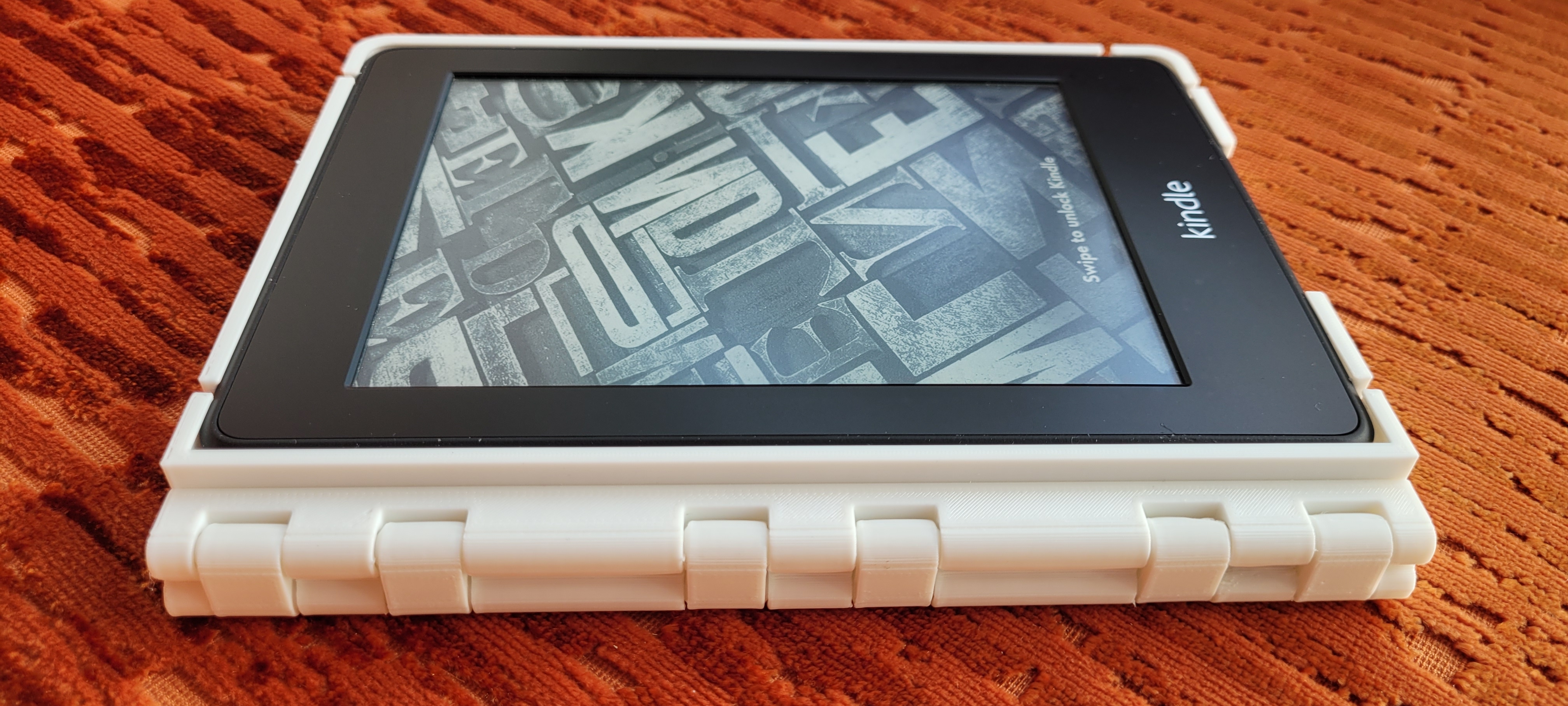 Kindle Case with 360 foldable hinged cover by doco | Download free STL ...