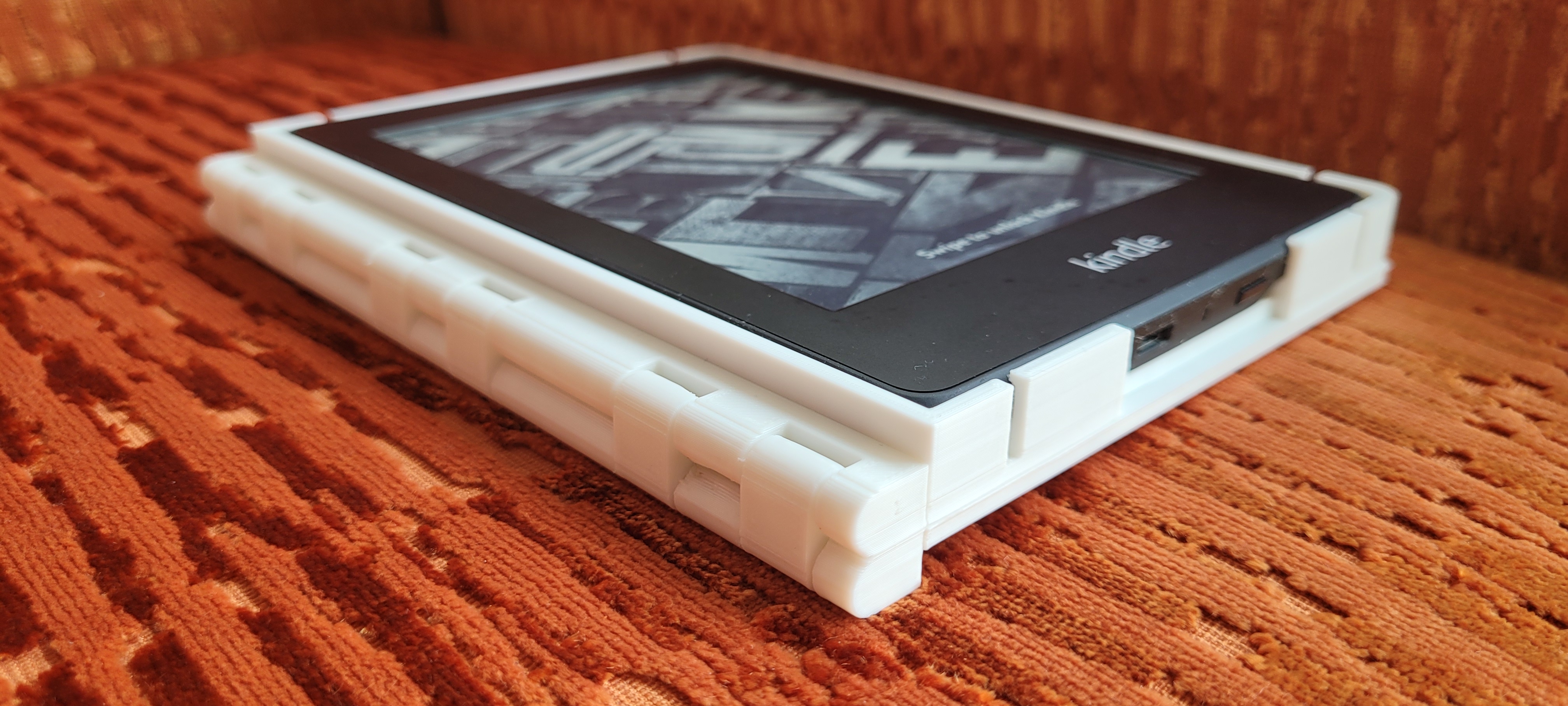Kindle Case with 360 foldable hinged cover by doco | Download free STL ...