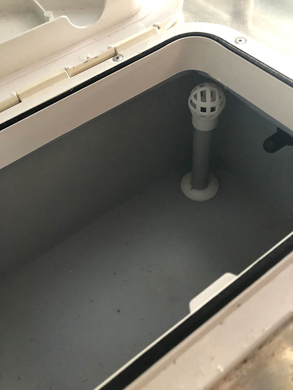 Quintrex Bait Tank Filter by Twofish Digital | Download free STL model ...