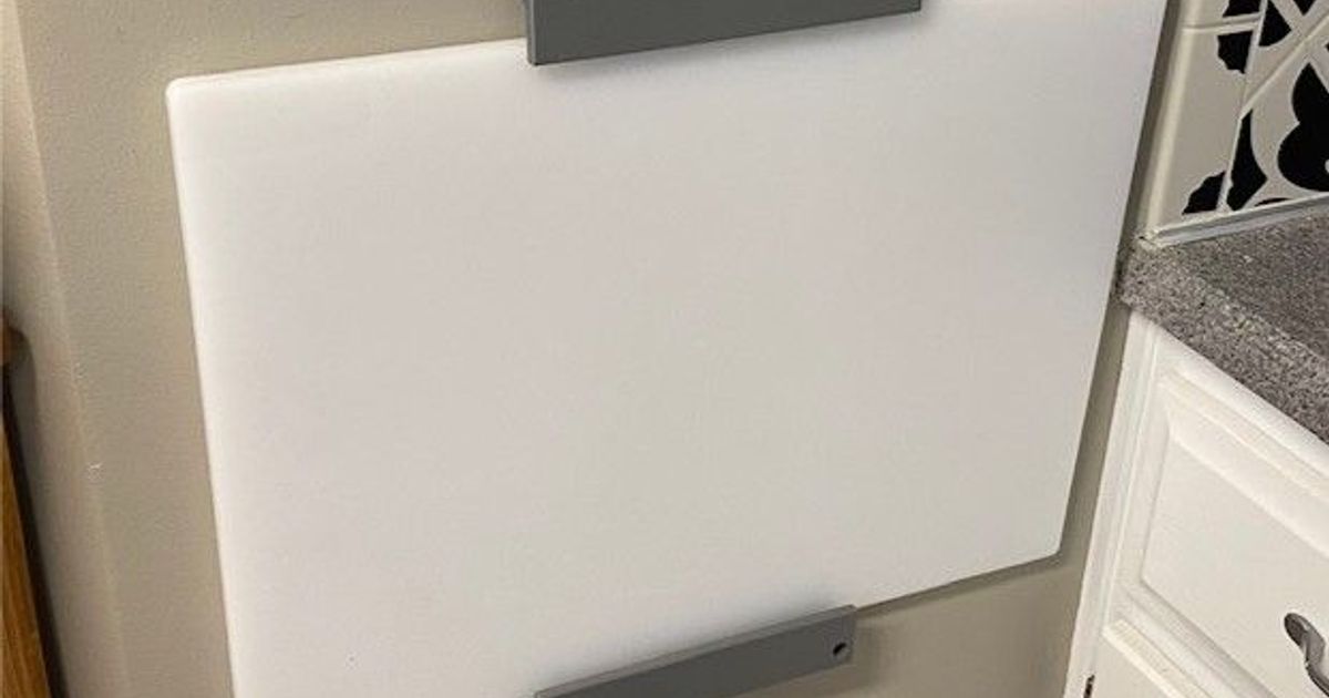 Cutting Board Wall Mount by Kbkathri | Download free STL model ...