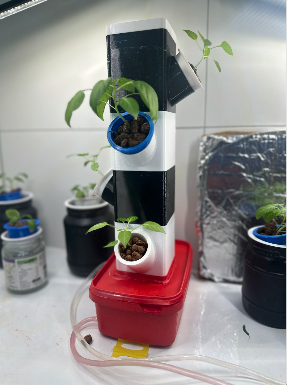 Small Hydroponic Tower by dkoehl | Download free STL model | Printables.com