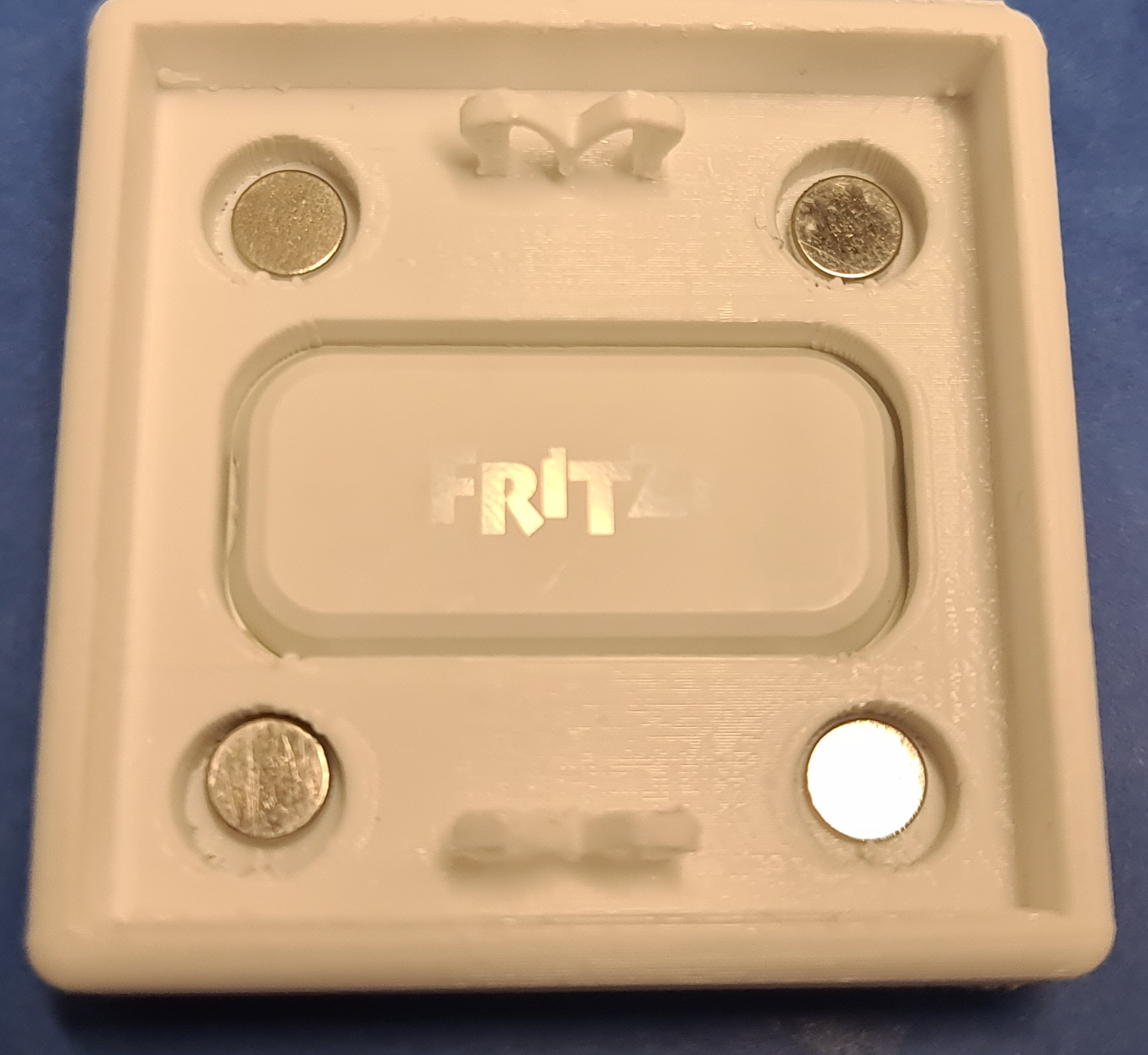 Homematic IP on AVM Wall mount Adapter by Surfalex2000 | Download free ...