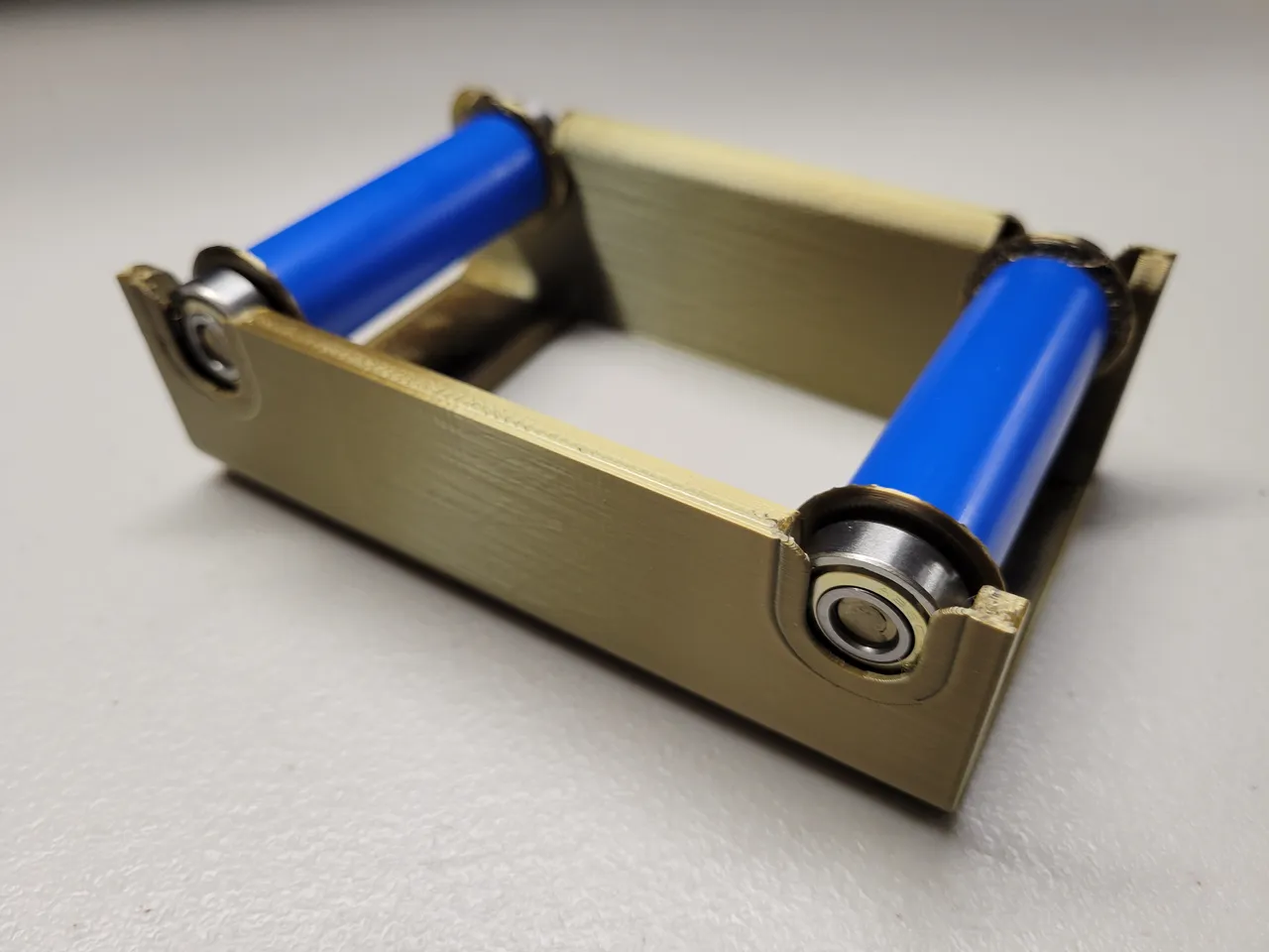 Rubbermaid Filament Roller Stand by TechAddict | Download free STL ...