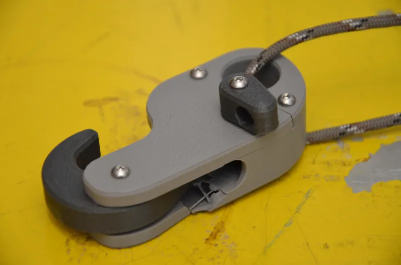 Cargo hook with quick release by firstgizmo | Download free STL model ...