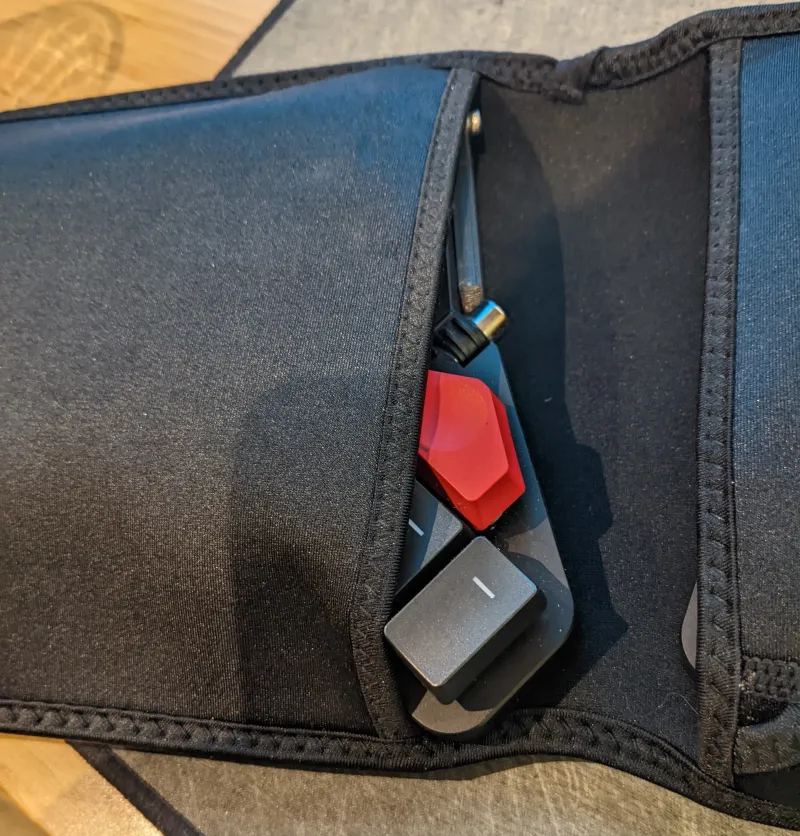 Moonlander adjustable tenting kit that folds flat by Hugo | Download ...