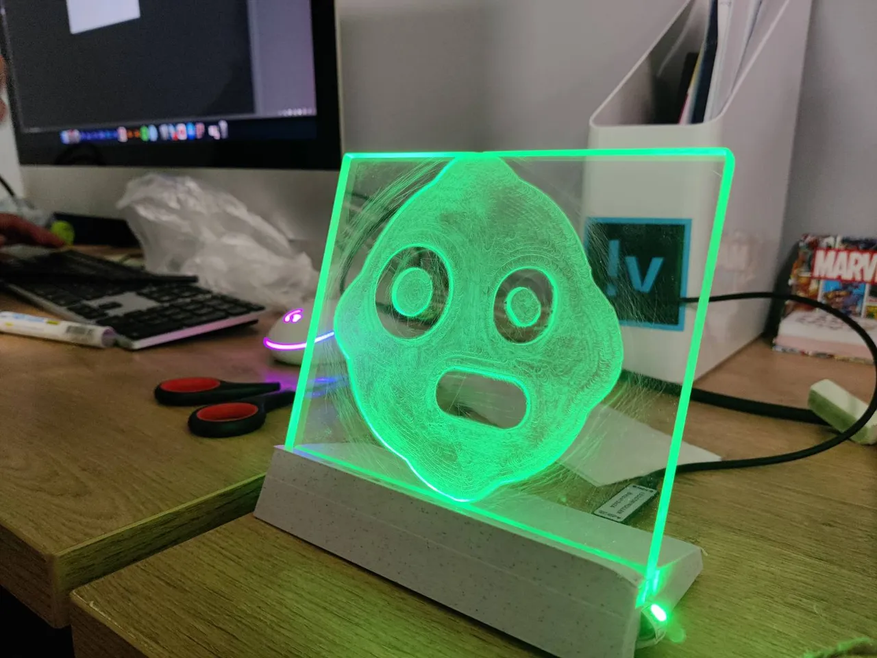 Acrylic Stand by YardenSZ | Download free STL model | Printables.com