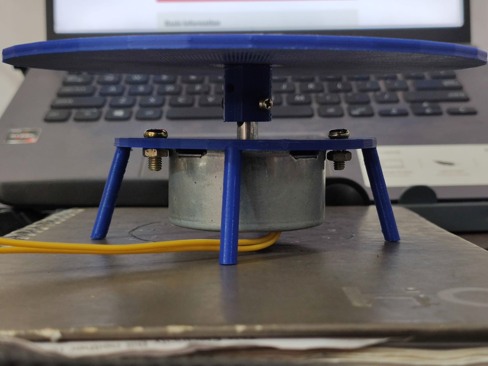 Simple Turntable/ Rotating Base by Pranay Amle | Download free STL ...