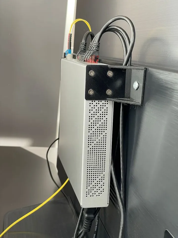 Ubiquiti UniFi US-8-150W VESA Mount by Master2386 | Download free STL ...