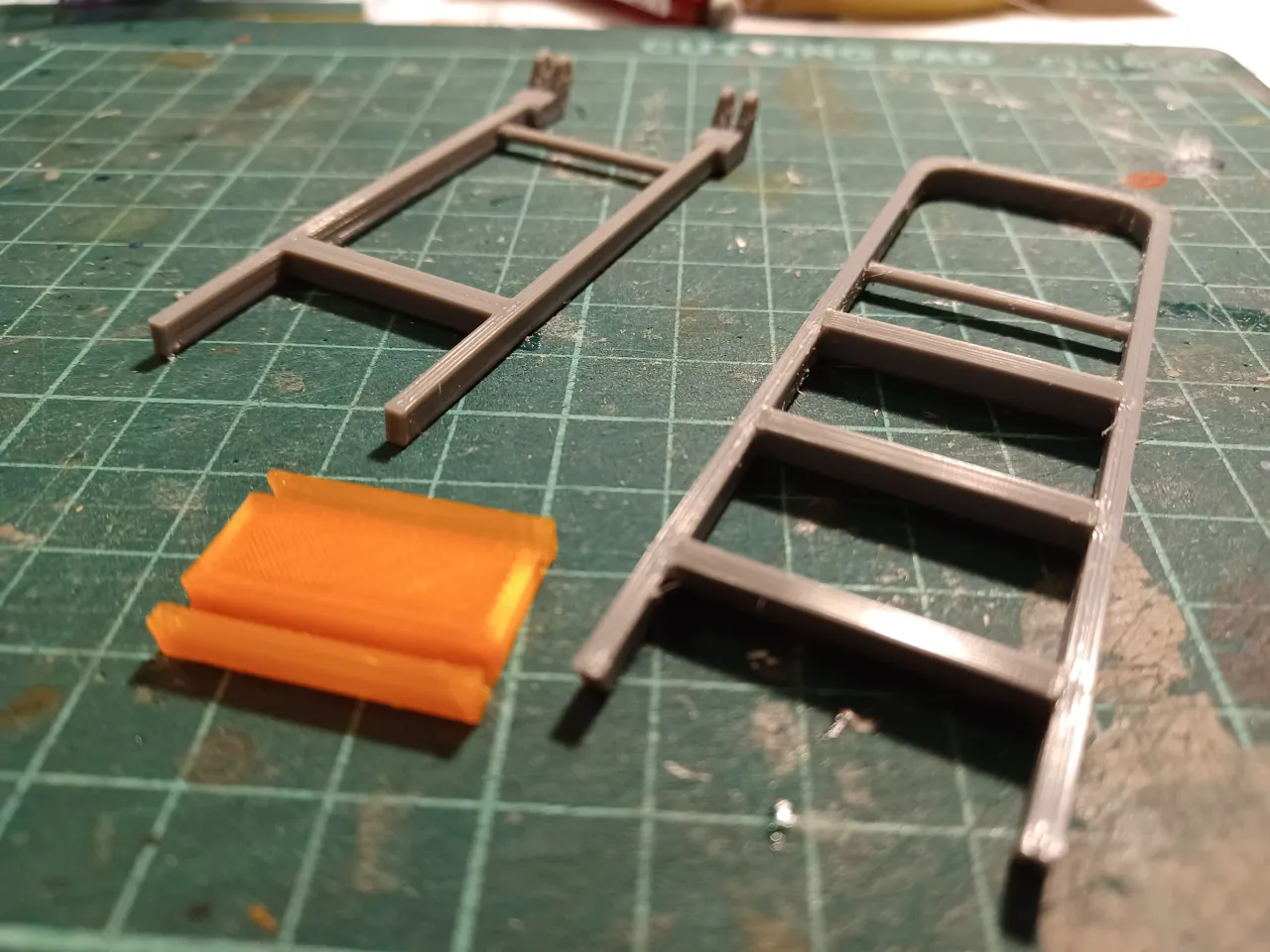 Functional foldable ladder 1/16 scale by Sparrow-5 | Download free STL ...