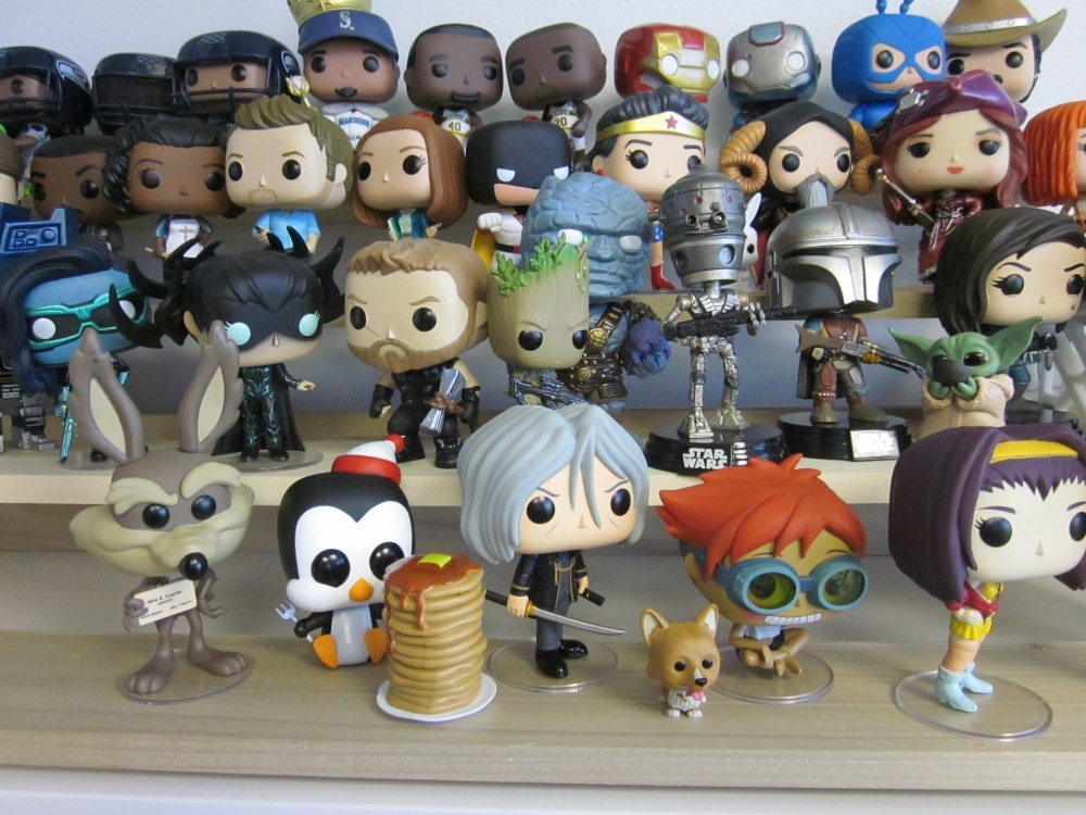 Funko Pop! stadium shelf brackets by c0yote | Download free STL model ...