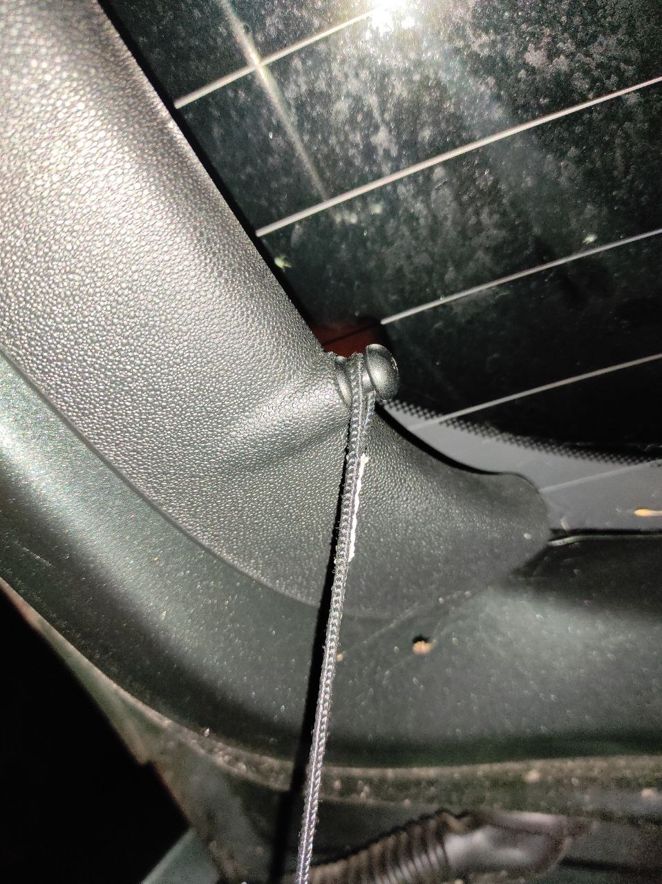 Car rear deck holder (for Citroen C3 ) by steph3d | Download free STL ...