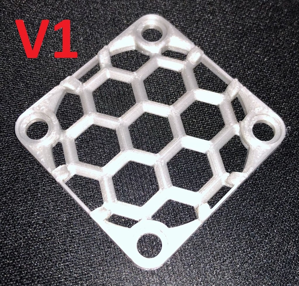 40mm Fan Cover Honeycomb by pakkko | Download free STL model ...