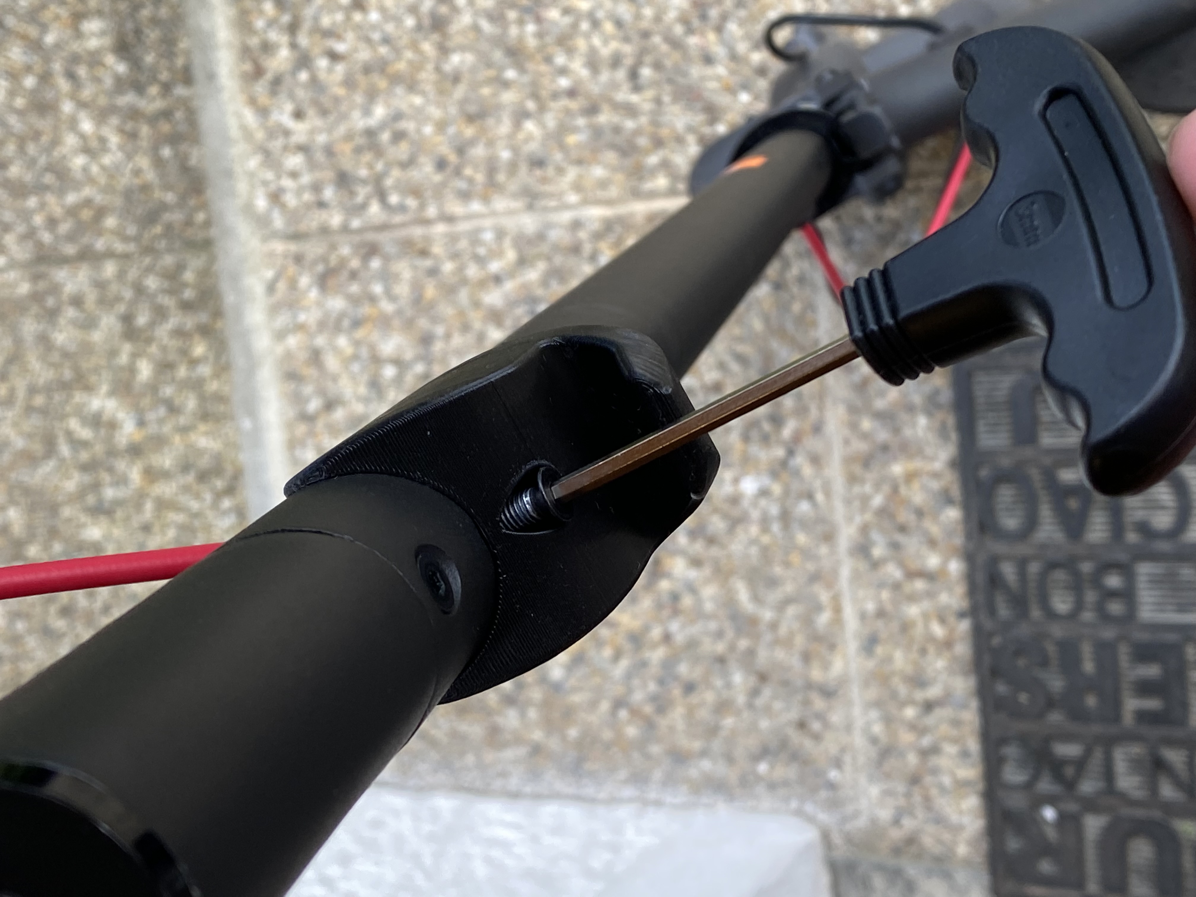 Xiaomi Scooter AirTag Hook by David Krammer | Download free STL model ...