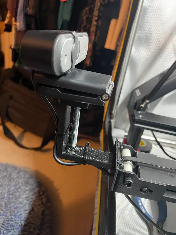 Universal Webcam Mount for LK5 Pro by PrintinTarantino | Download free ...