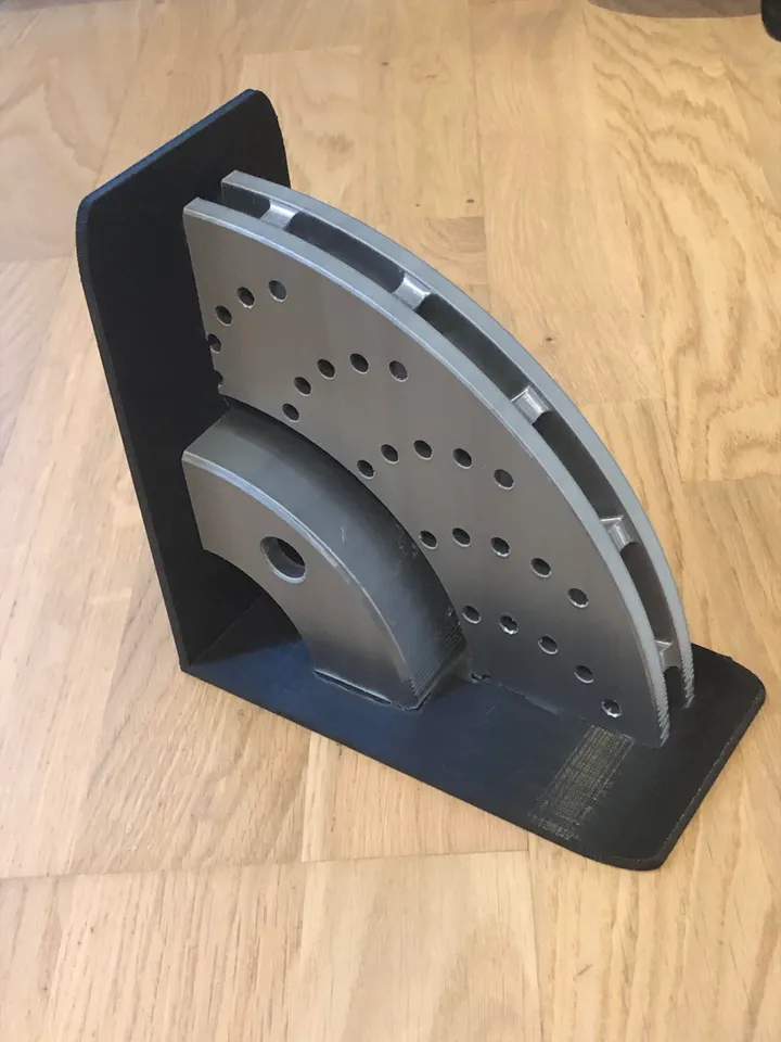 Brake Disc bookend by Lucas Frahm Feldtmose | Download free STL model ...