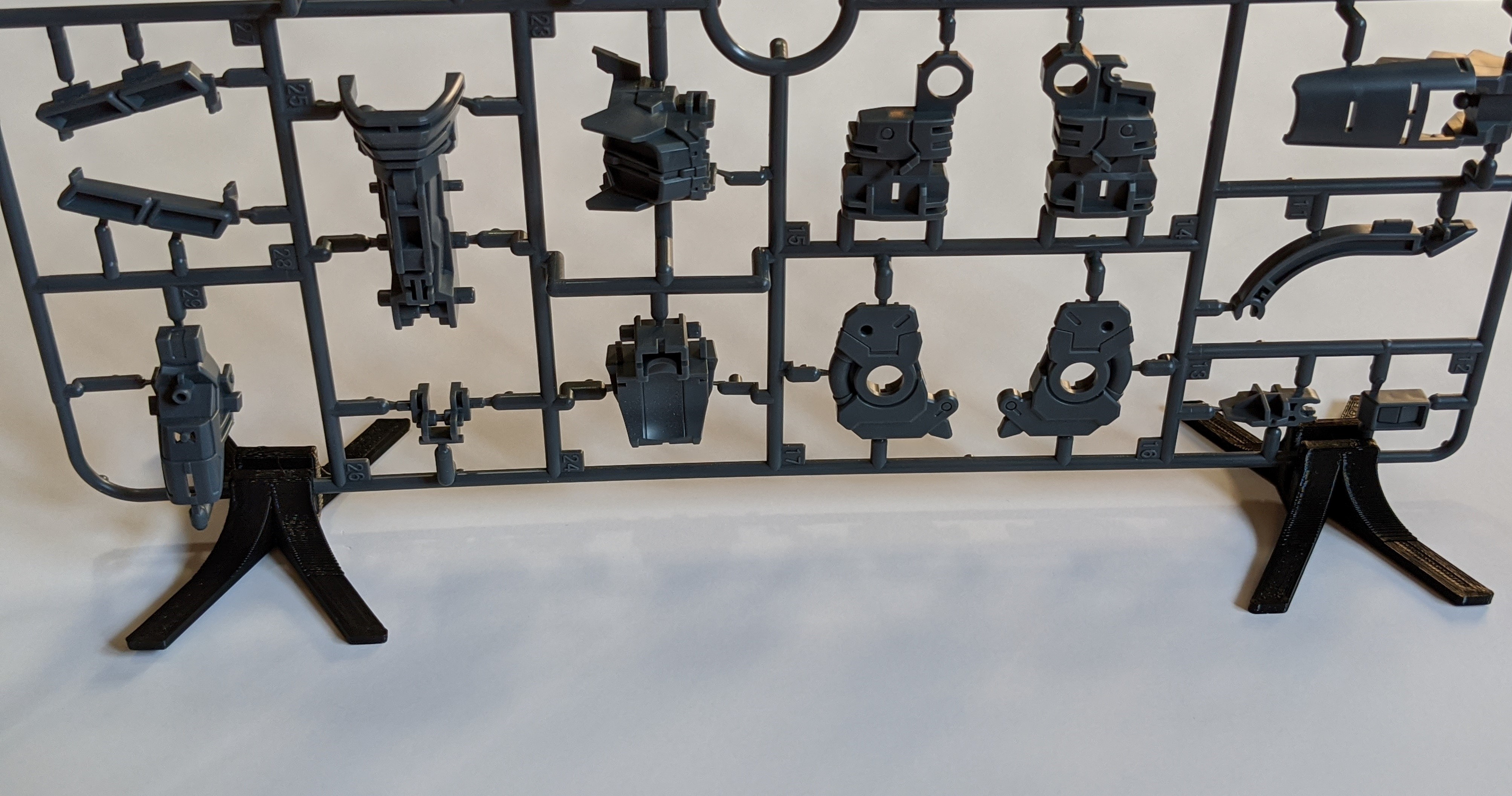 Model Kit Sprue Clip by Greg171 | Download free STL model | Printables.com