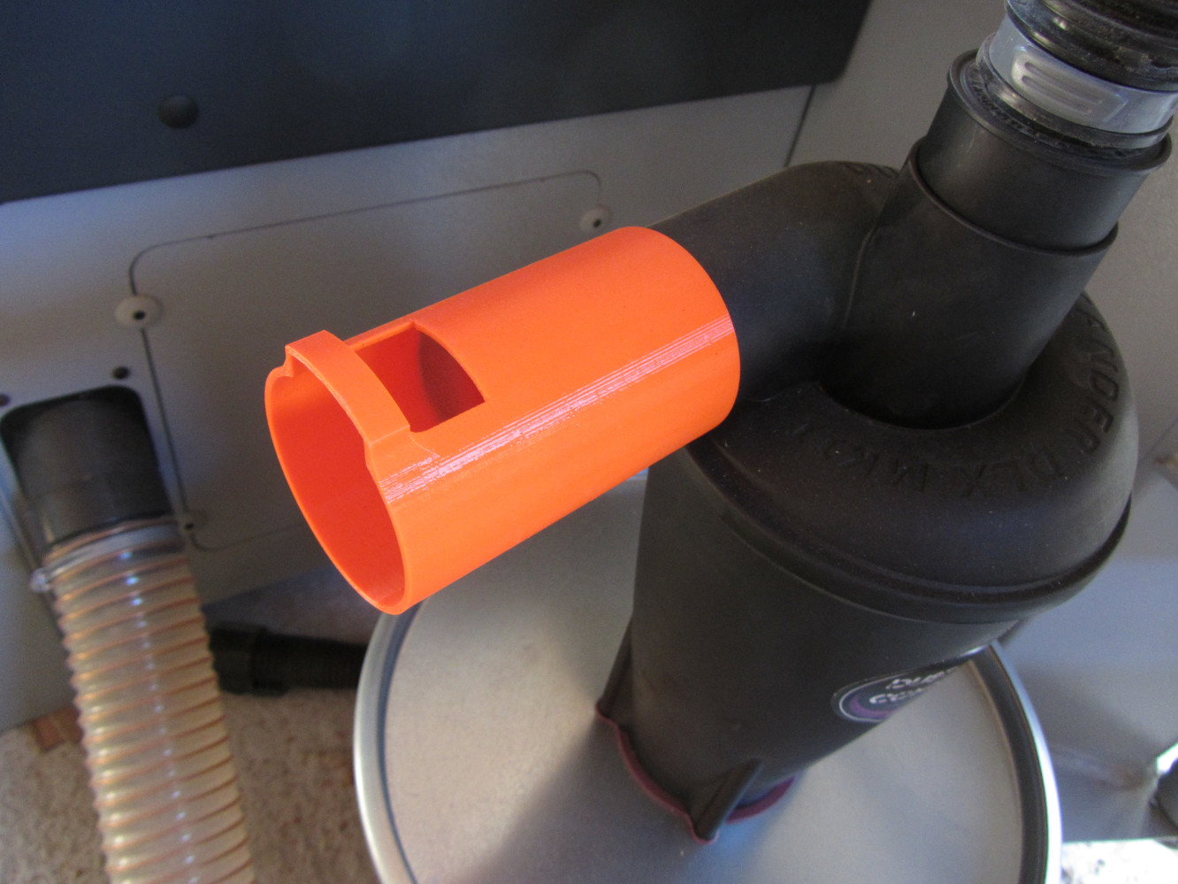 Kärcher to Dust Commander DLX Adapter by Mirx | Download free STL model ...