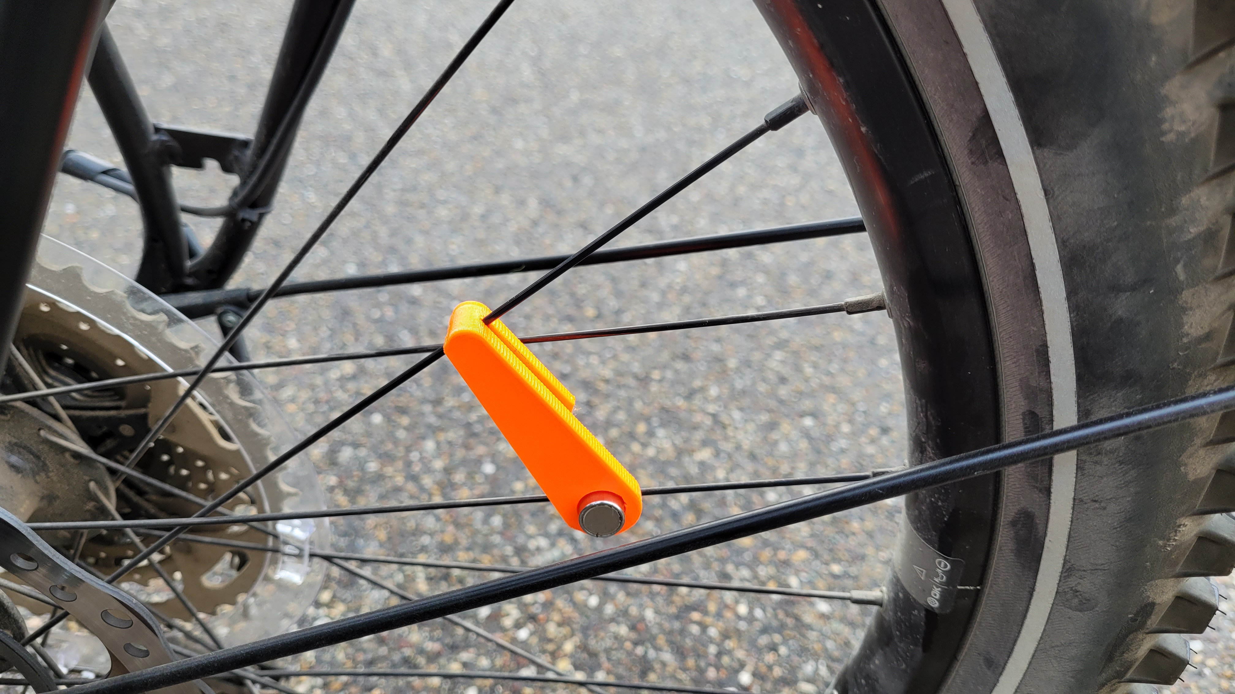 Bicycle speedometer magnet fixture von Steffen | Kostenloses STL-Modell ...