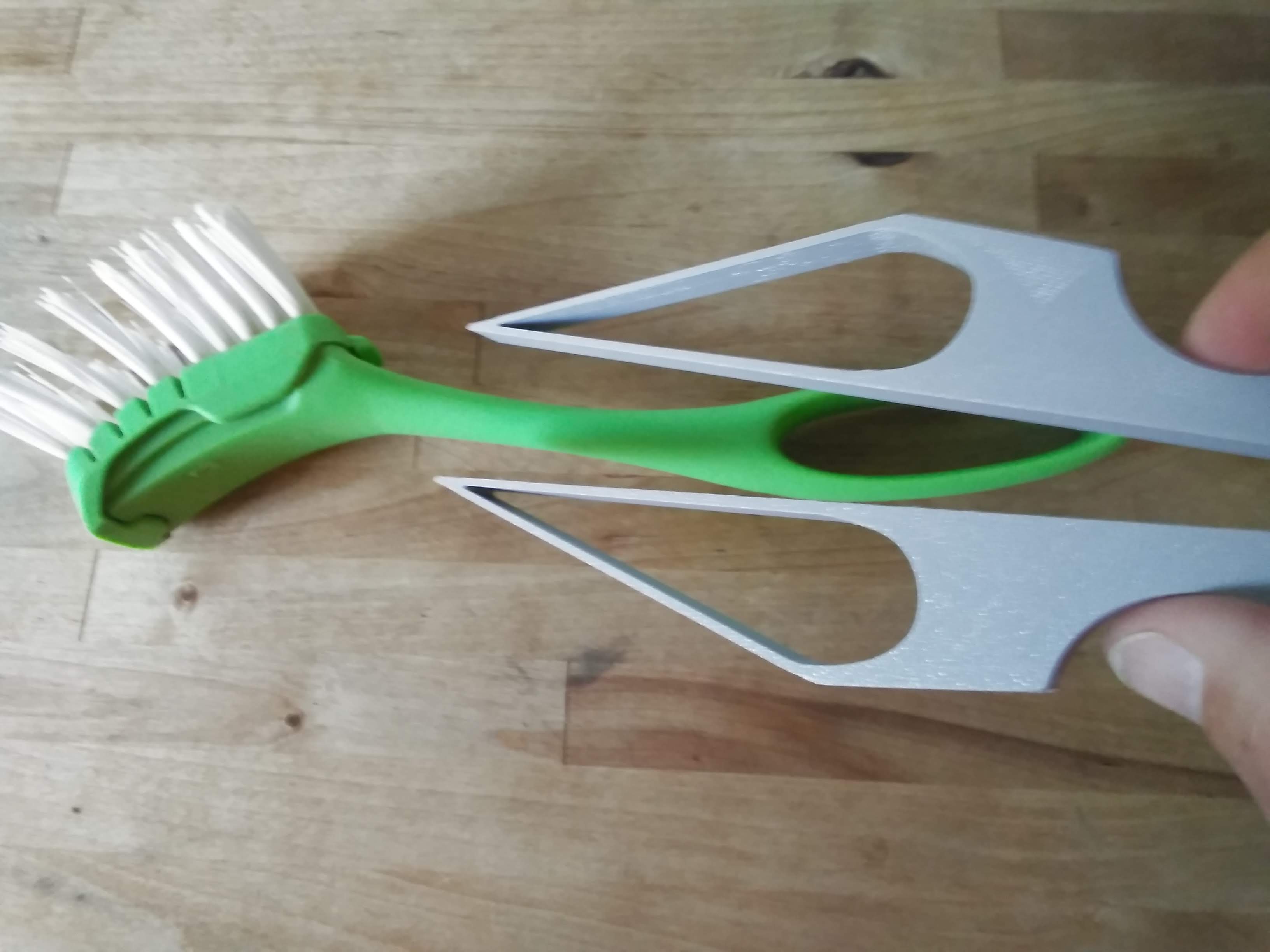 A (remix of) a gripper based on the fin ray of a fish tail by Bas ...