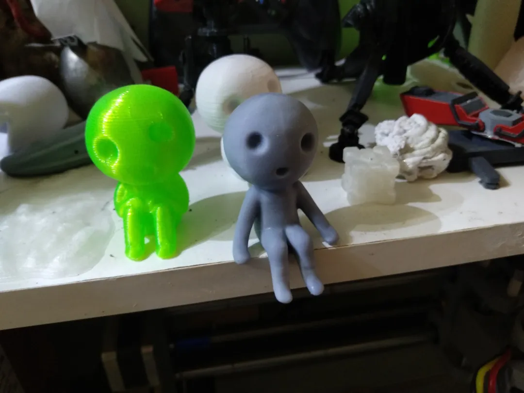 Kodama on ledge by rallekralle | Download free STL model | Printables.com