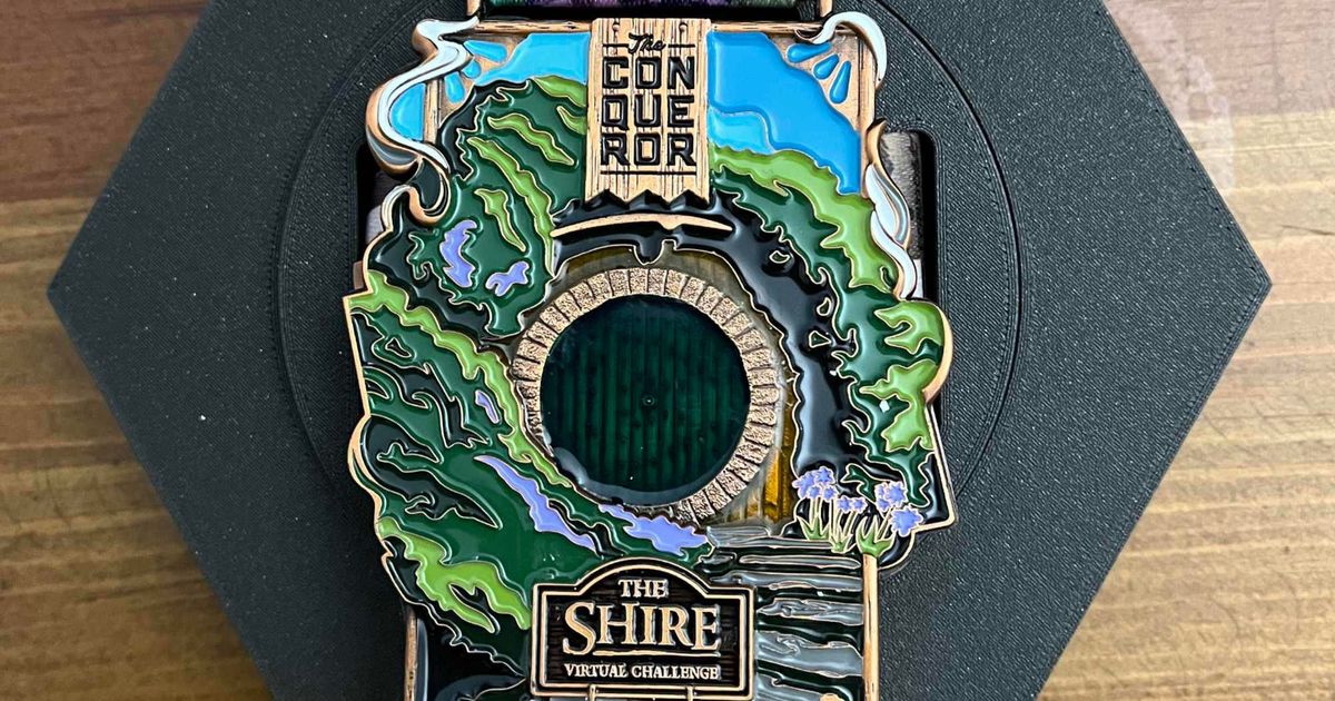 Hex stackable medal holder by romcoromcoromco | Download free STL model ...