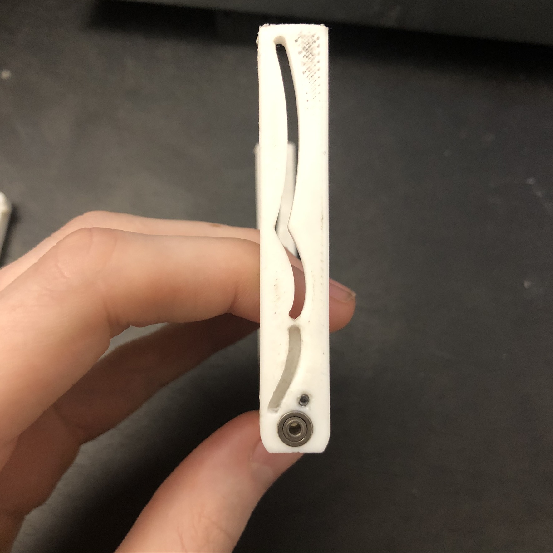 Foldable iPad Stand with retracting Hooks by Sebastian | Download free ...