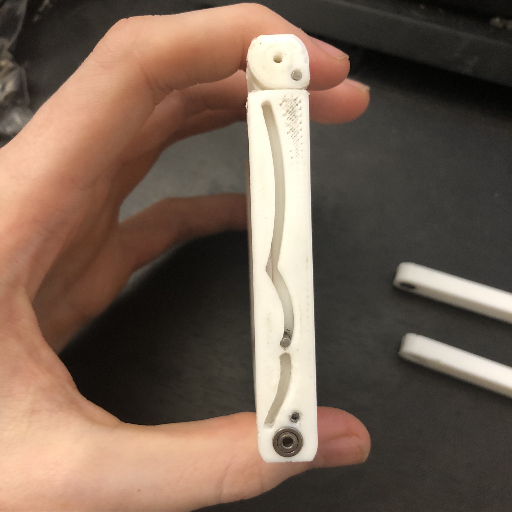 Foldable iPad Stand with retracting Hooks by Sebastian | Download free ...