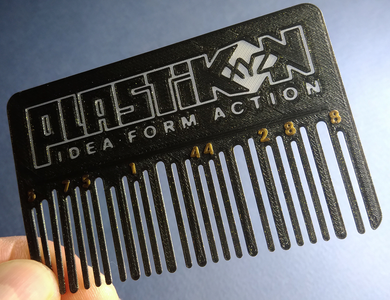 COMB card by PLASTIKON | Download free STL model | Printables.com