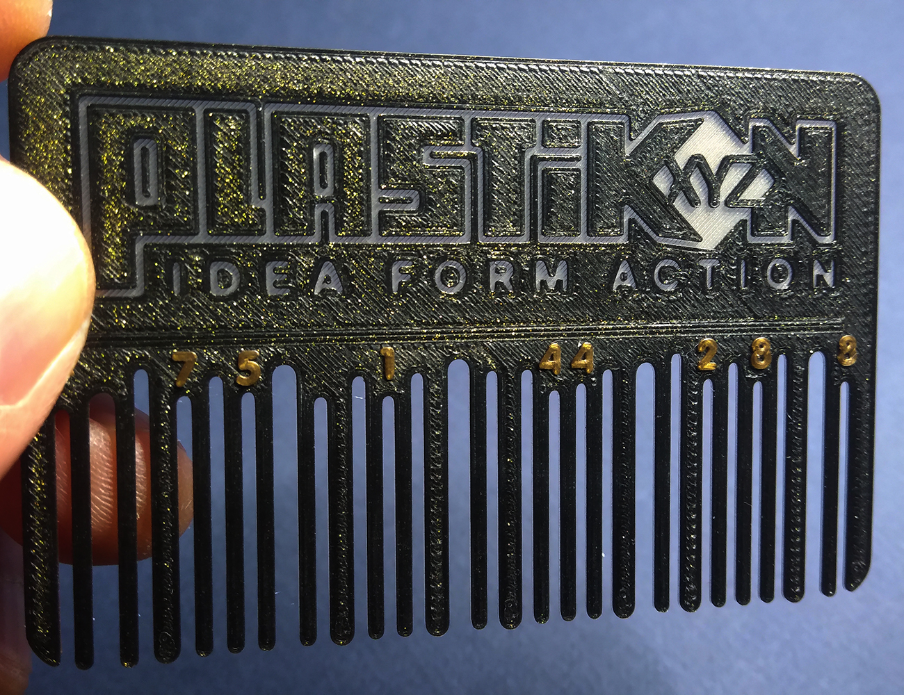 COMB card by PLASTIKON | Download free STL model | Printables.com