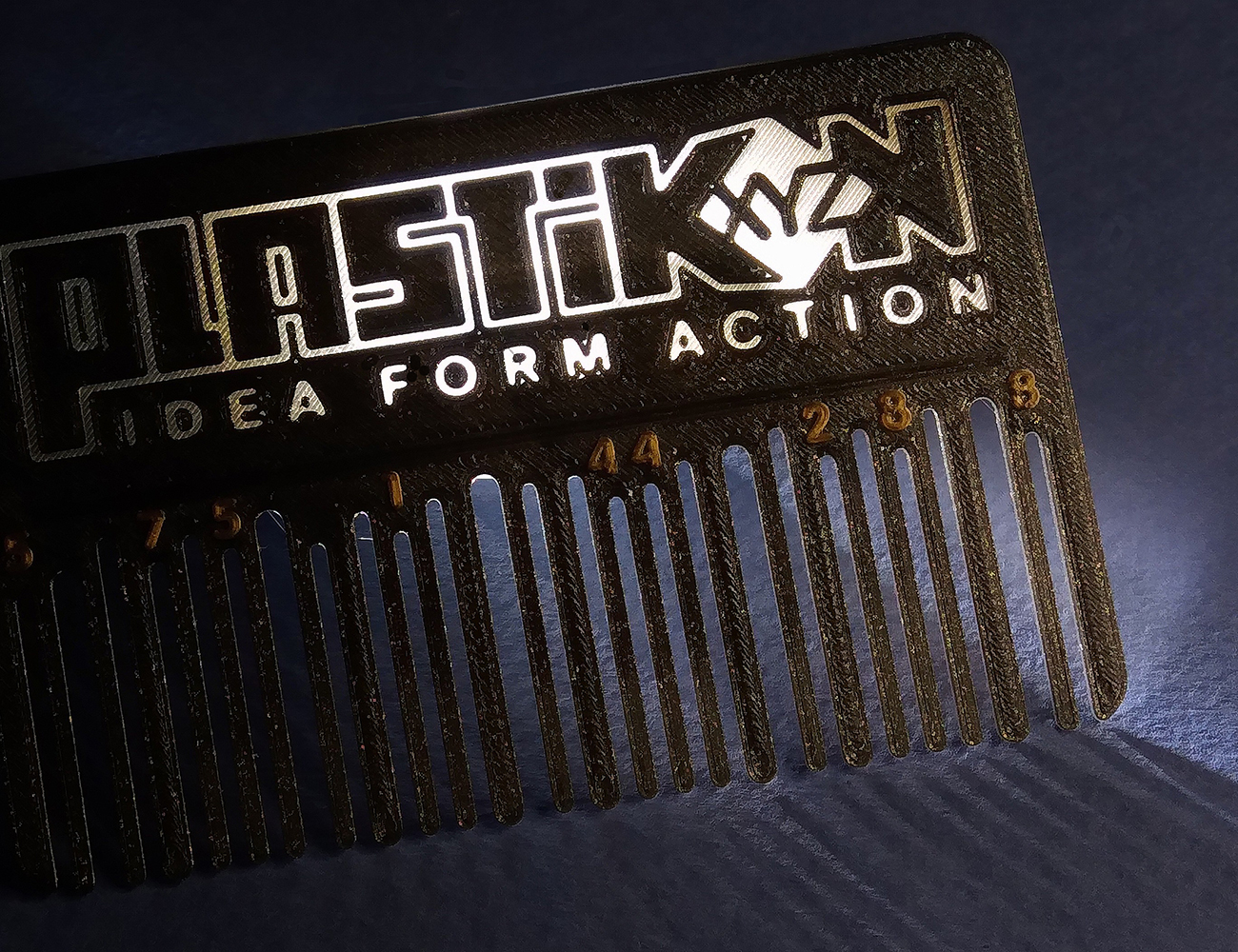 COMB card by PLASTIKON | Download free STL model | Printables.com