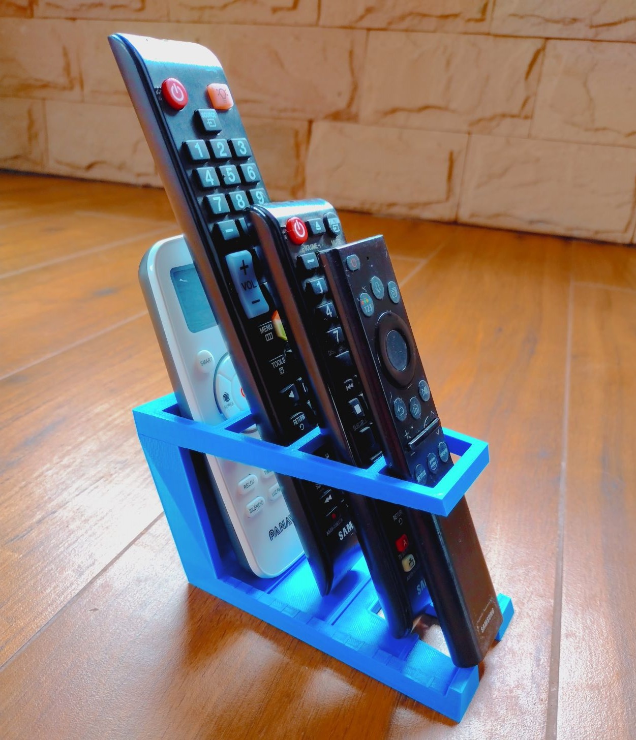 Modern Remote Control Holder - Gamer Style by Alesfuy | Download free ...