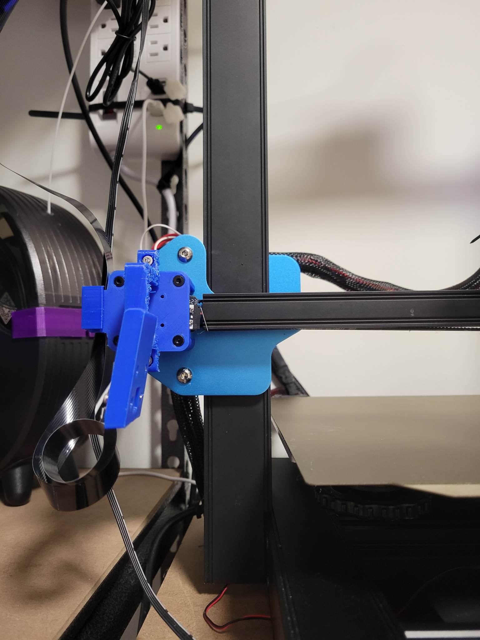 Gantry Pi Camera Mount by Dakhunter | Download free STL model ...