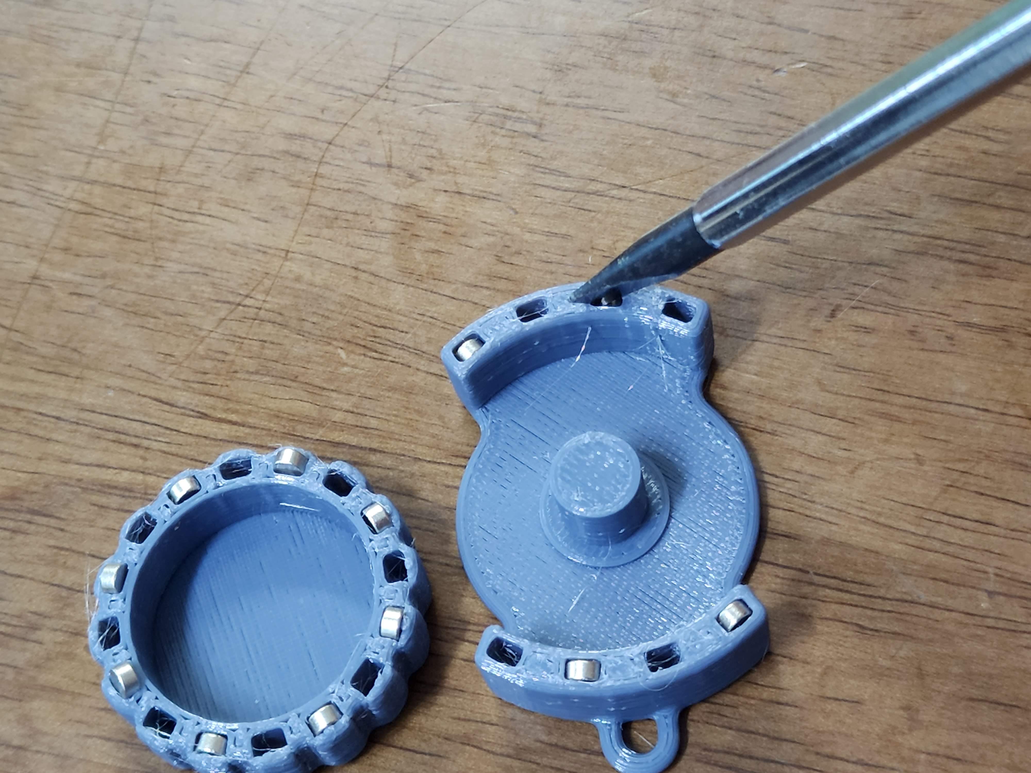 Magnet Fidget Wheel v2 (3Φx2mm magnets) by DalsFuns | Download free STL ...