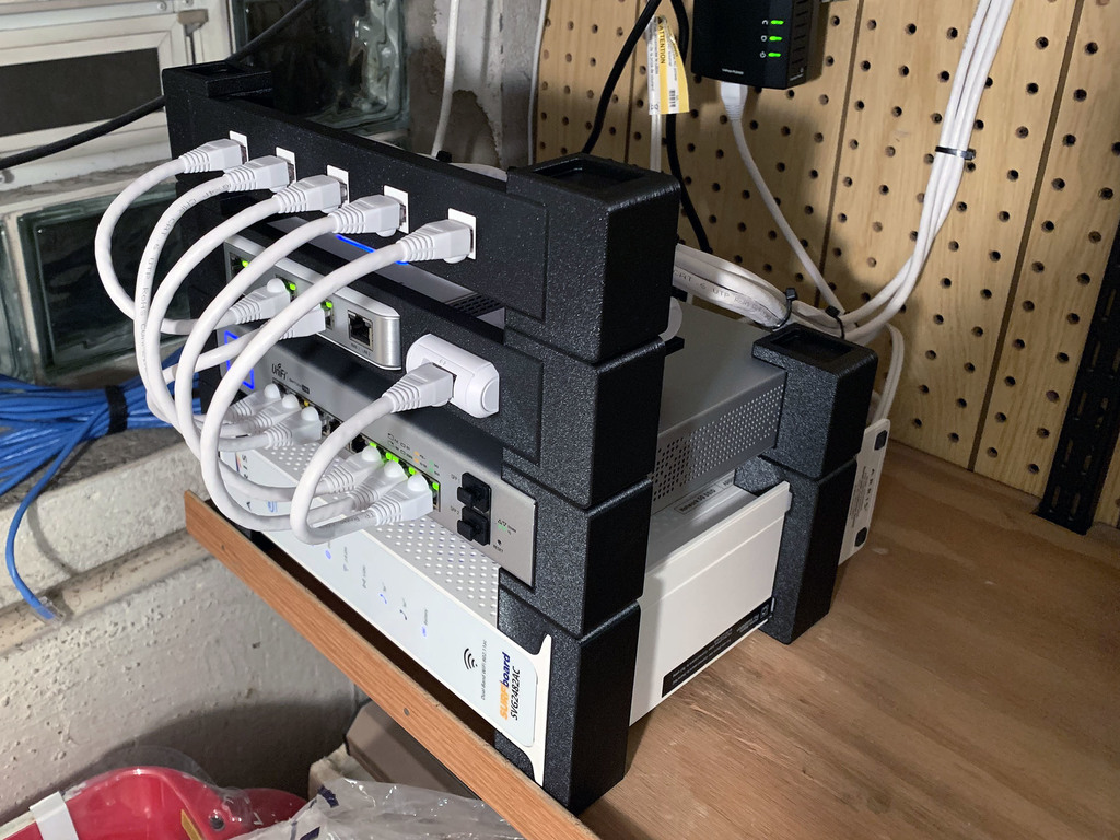 Ubiquiti Mini Rack by Mike G. | Download free STL model | Printables.com