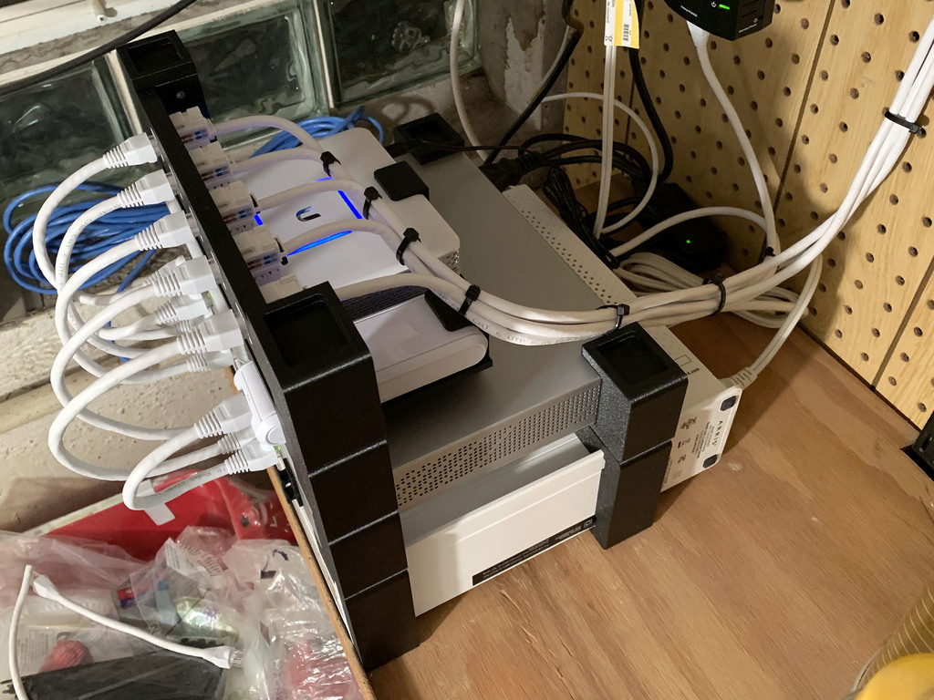 Ubiquiti Mini Rack by Mike G. | Download free STL model | Printables.com