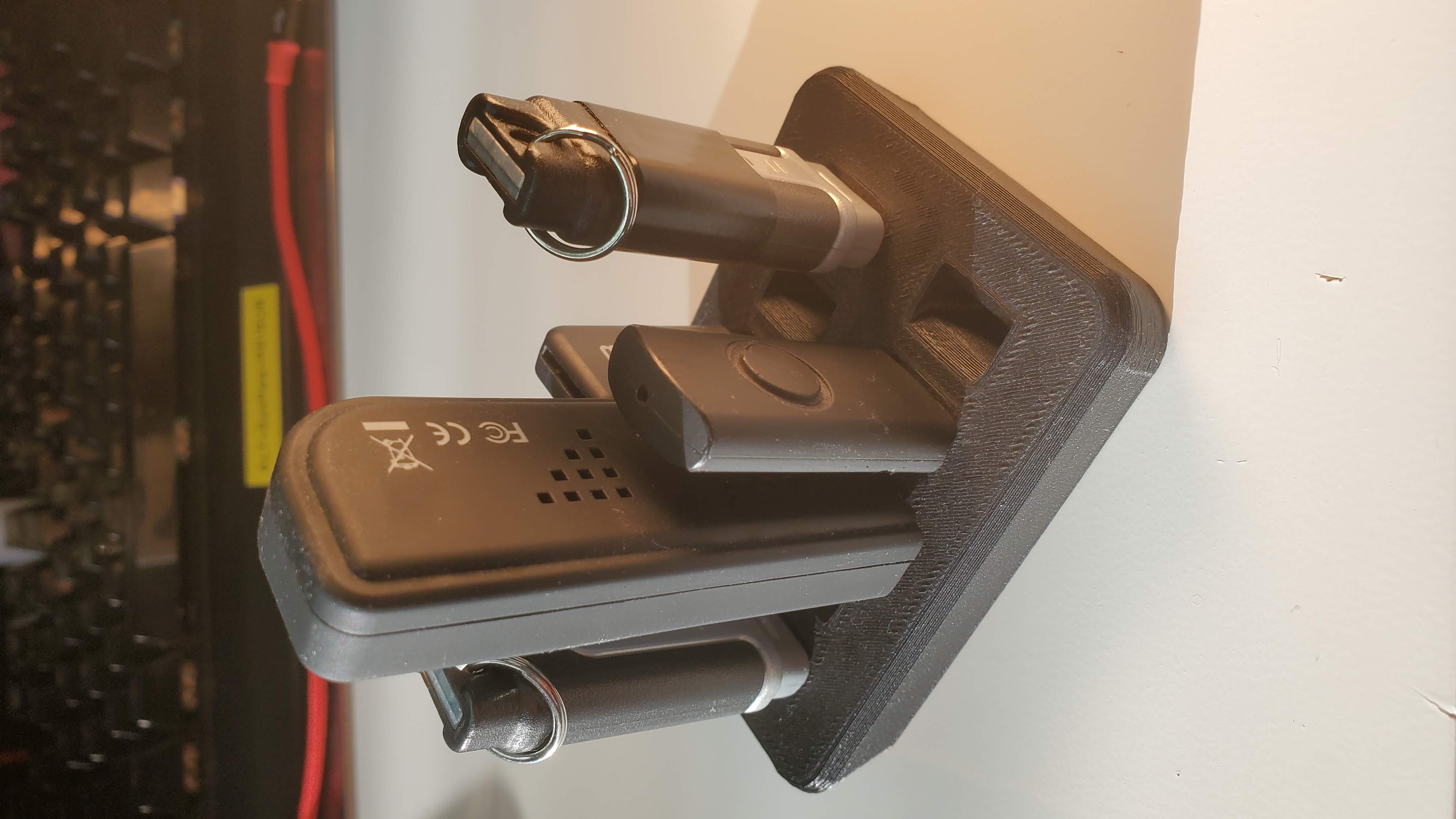 USB stick holder by greg19117 | Download free STL model | Printables.com