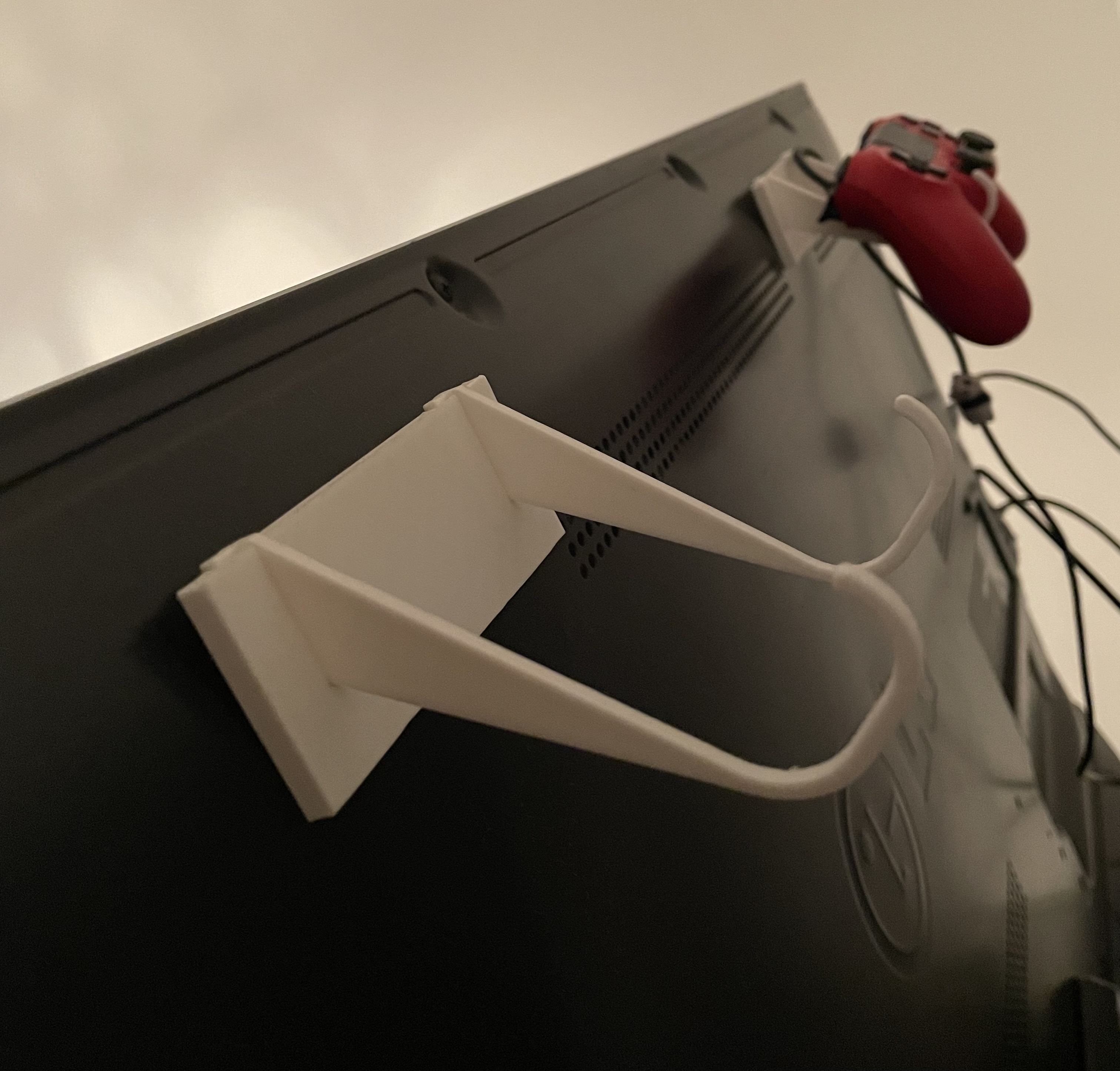 PS4 Controller holder von MistaPrinta | Kostenloses STL-Modell ...