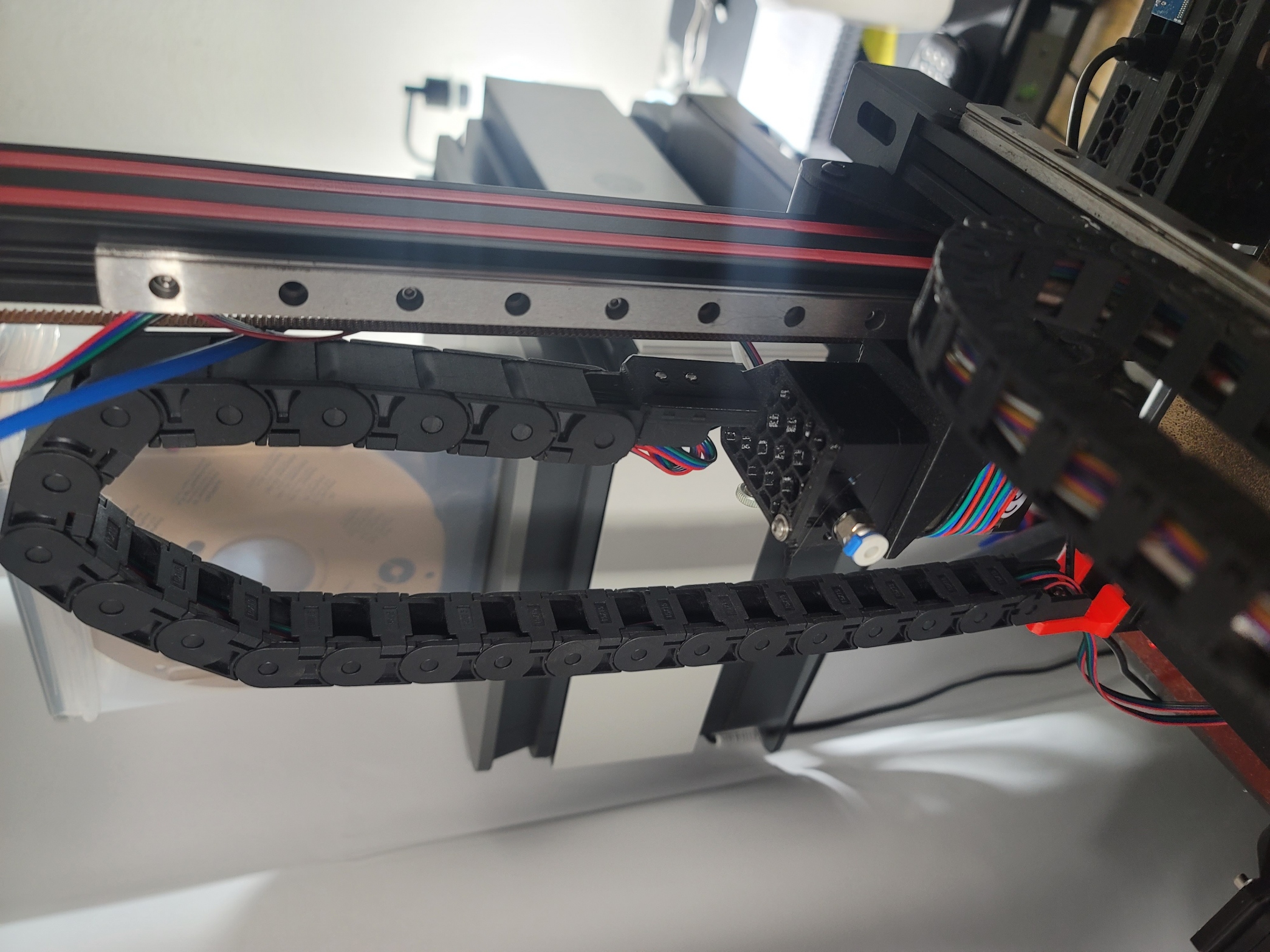 BMG Extruder Chain Mount by Herman Gaviria Marin | Download free STL ...