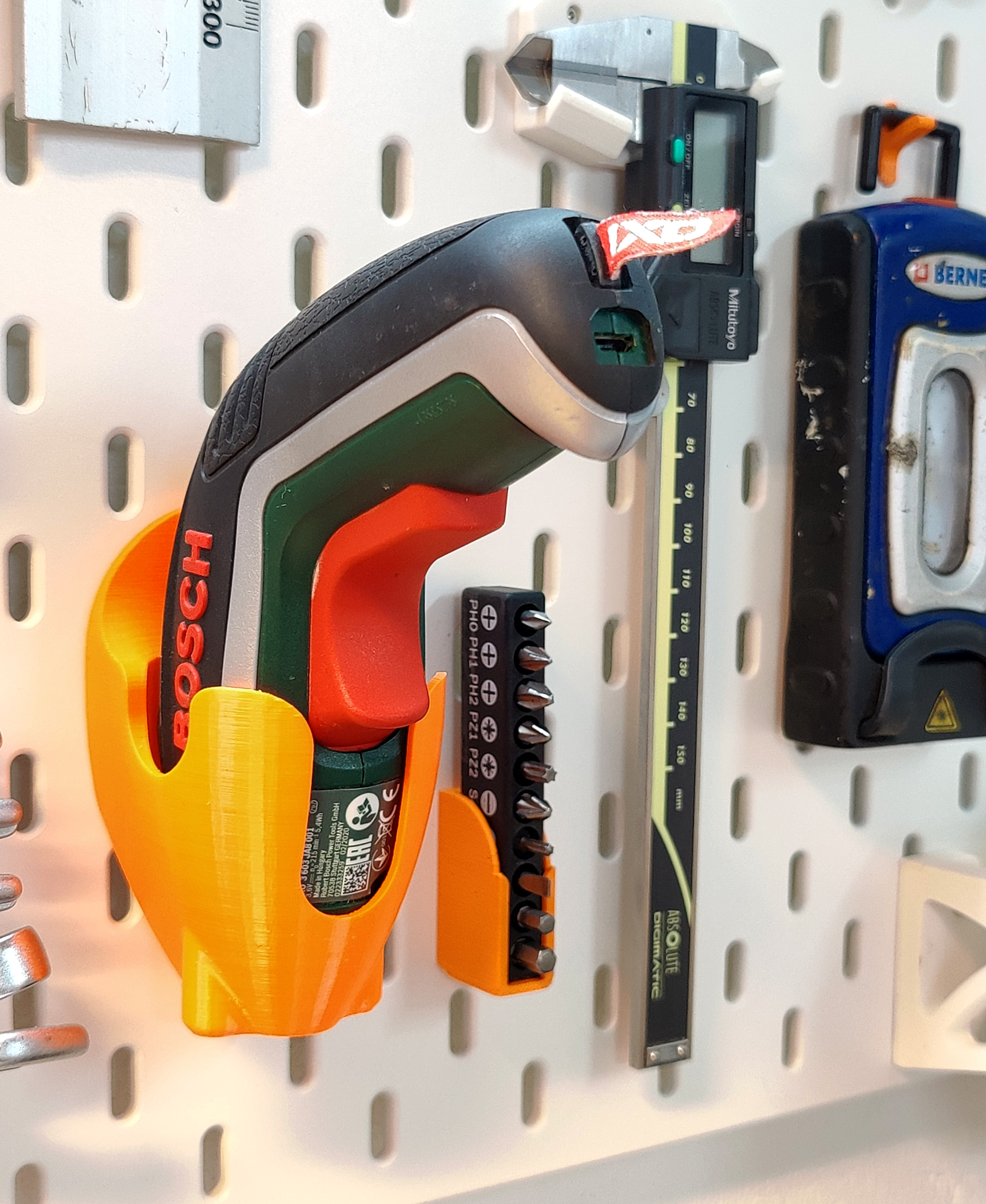 Ixo Bit Holder for ikea skadis T-Nuts by Clemi | Download free STL ...