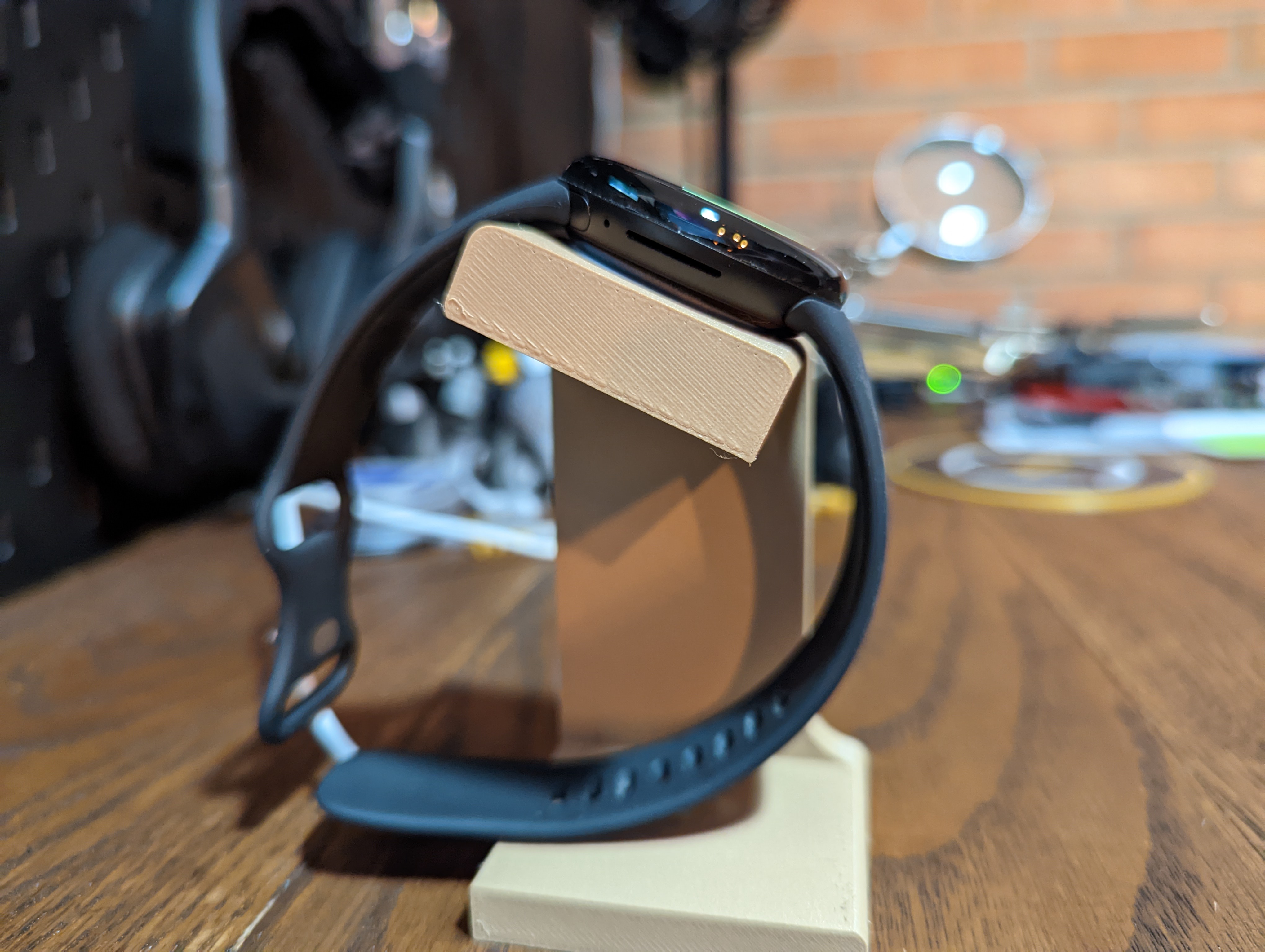 Pixel Watch Stand Narrow by dtphantom | Download free STL model ...